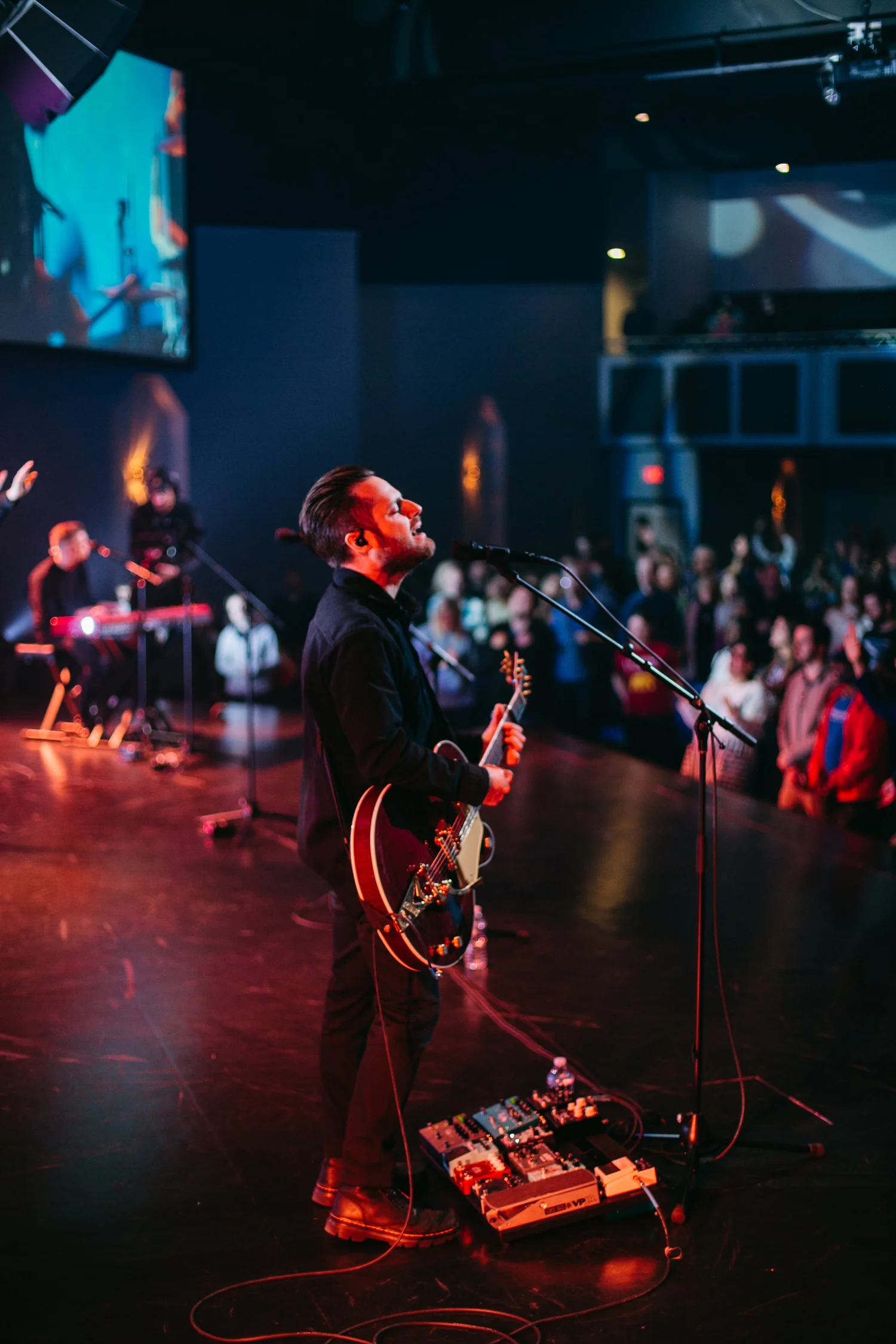 LIFE CENTER