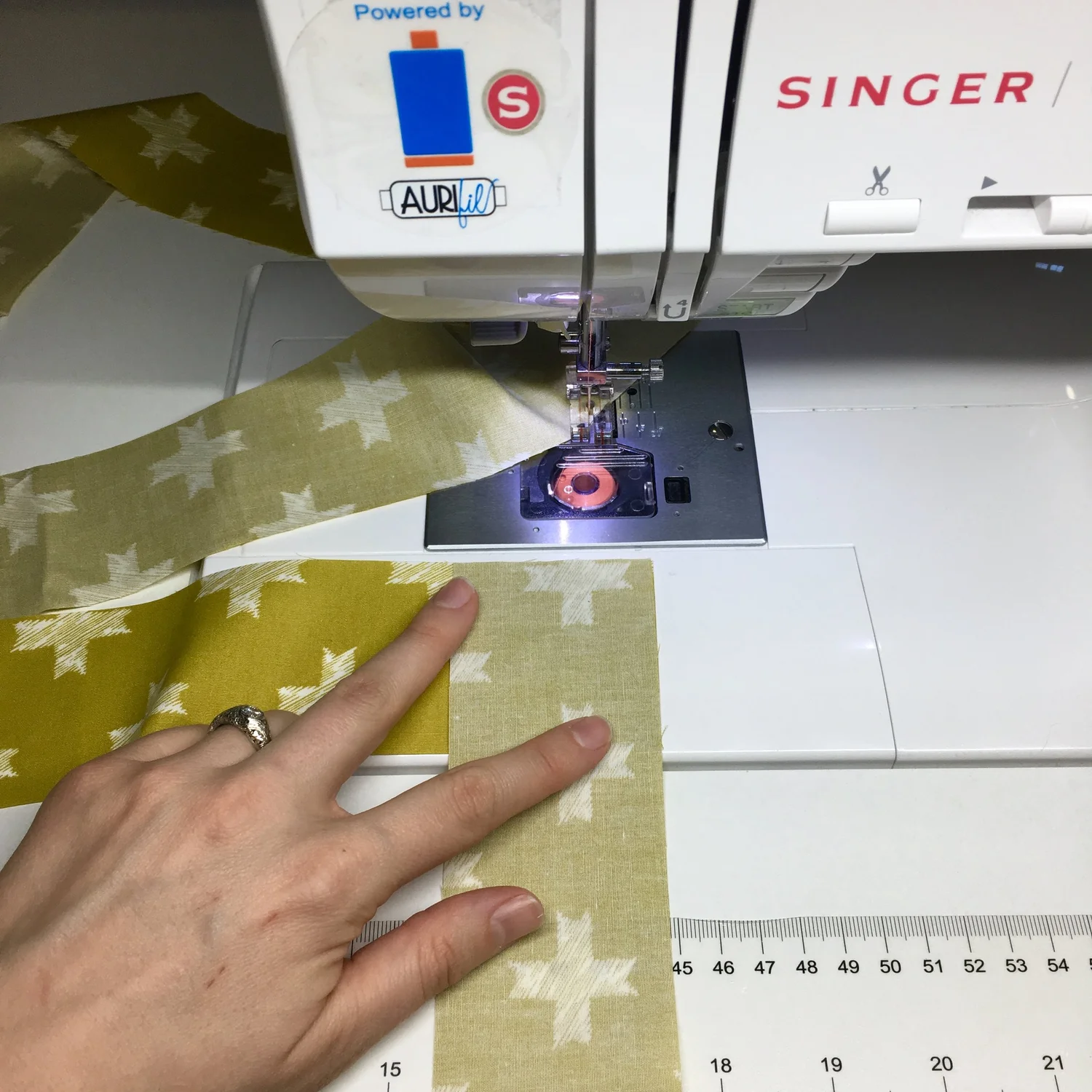 Quilting Basics: How to do Machine Quilt Binding — String & Story