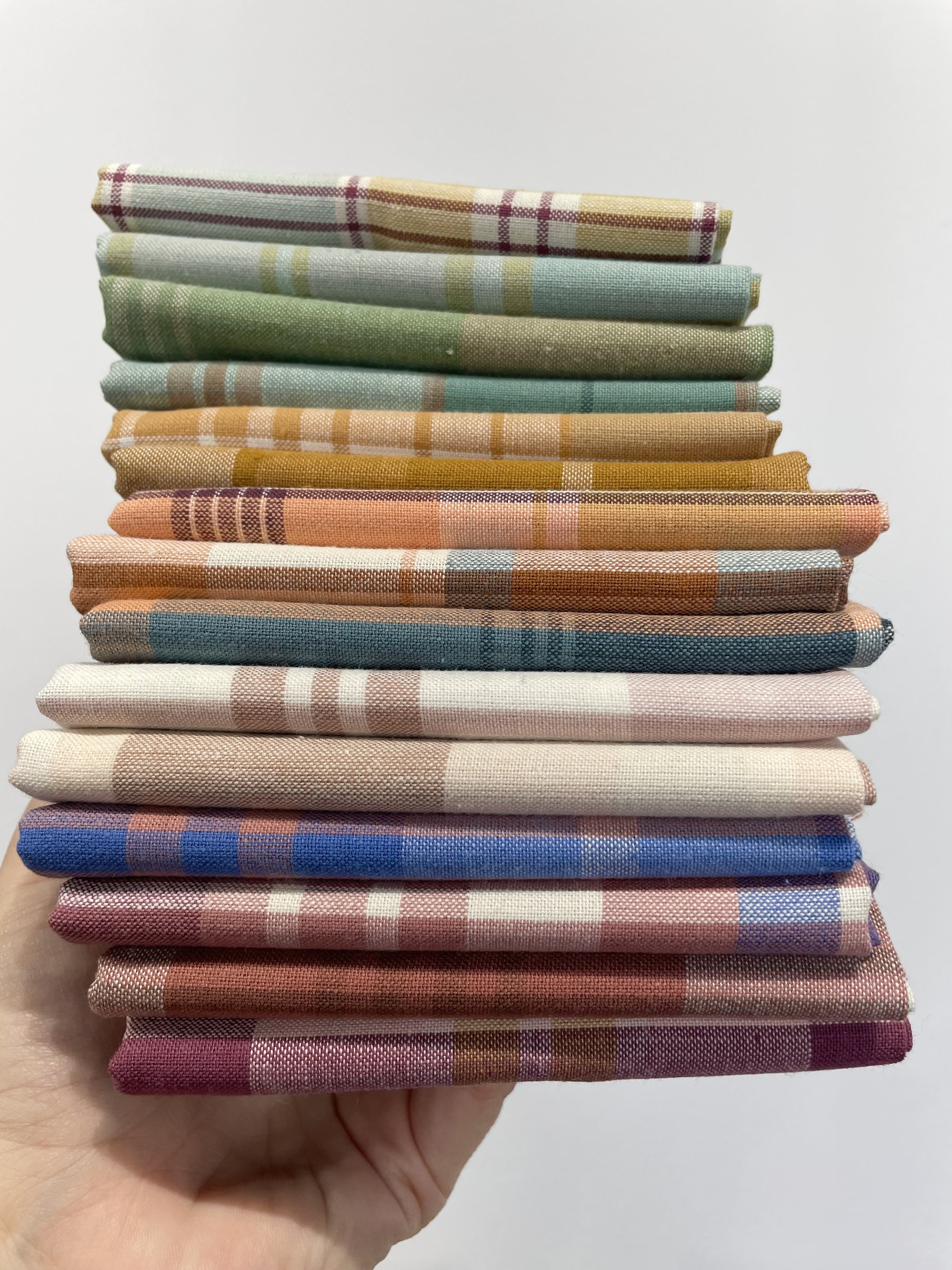 Tips for Sewing with Woven Fabrics — String & Story