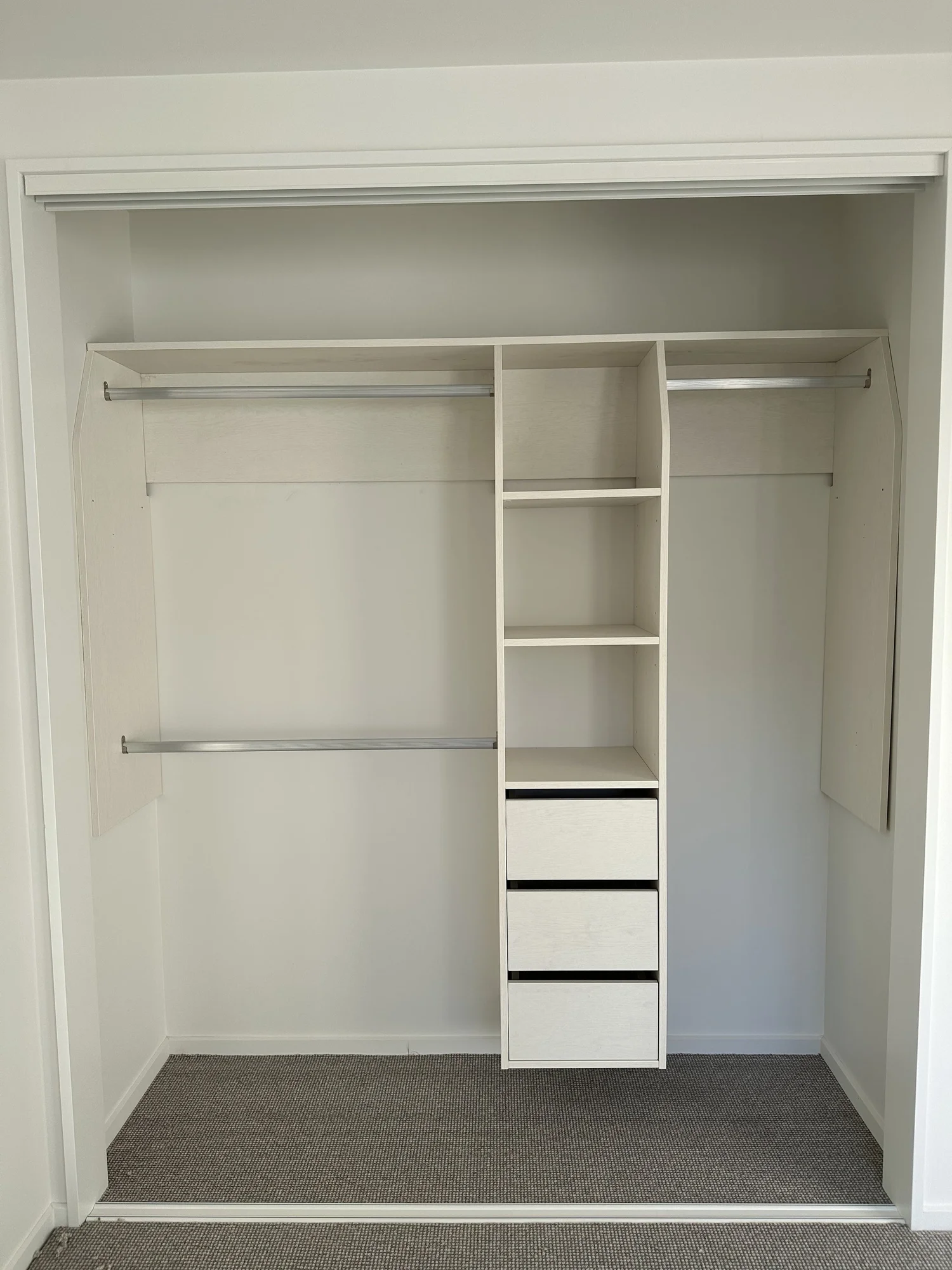 Wallhung Wardrobe Kitset W600-Set C — Cube Studio