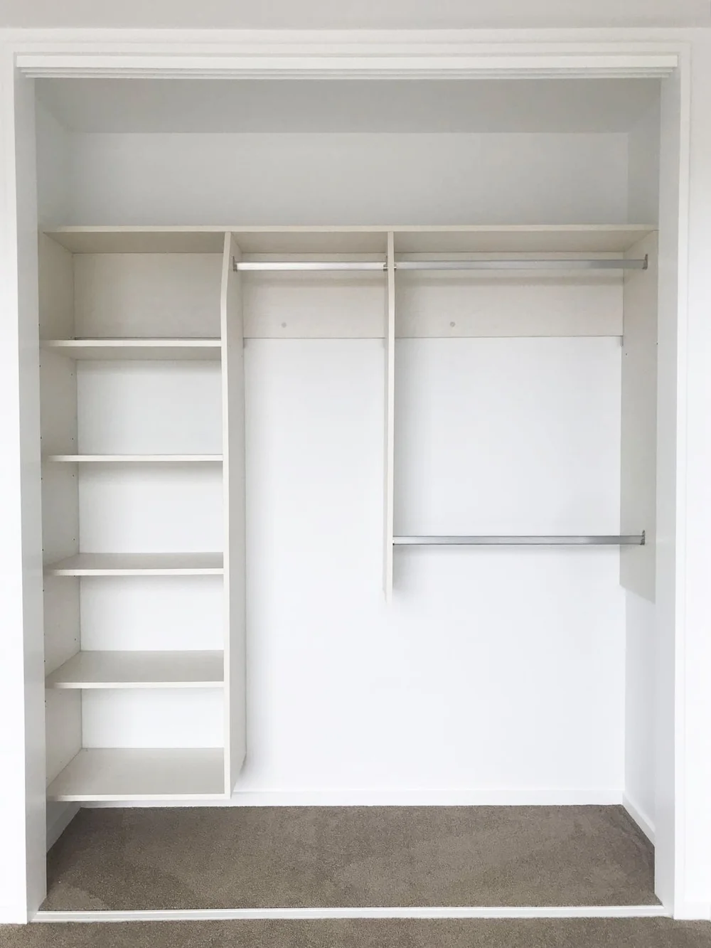 Wallhung Wardrobe Kitset W600-Set C — Cube Studio