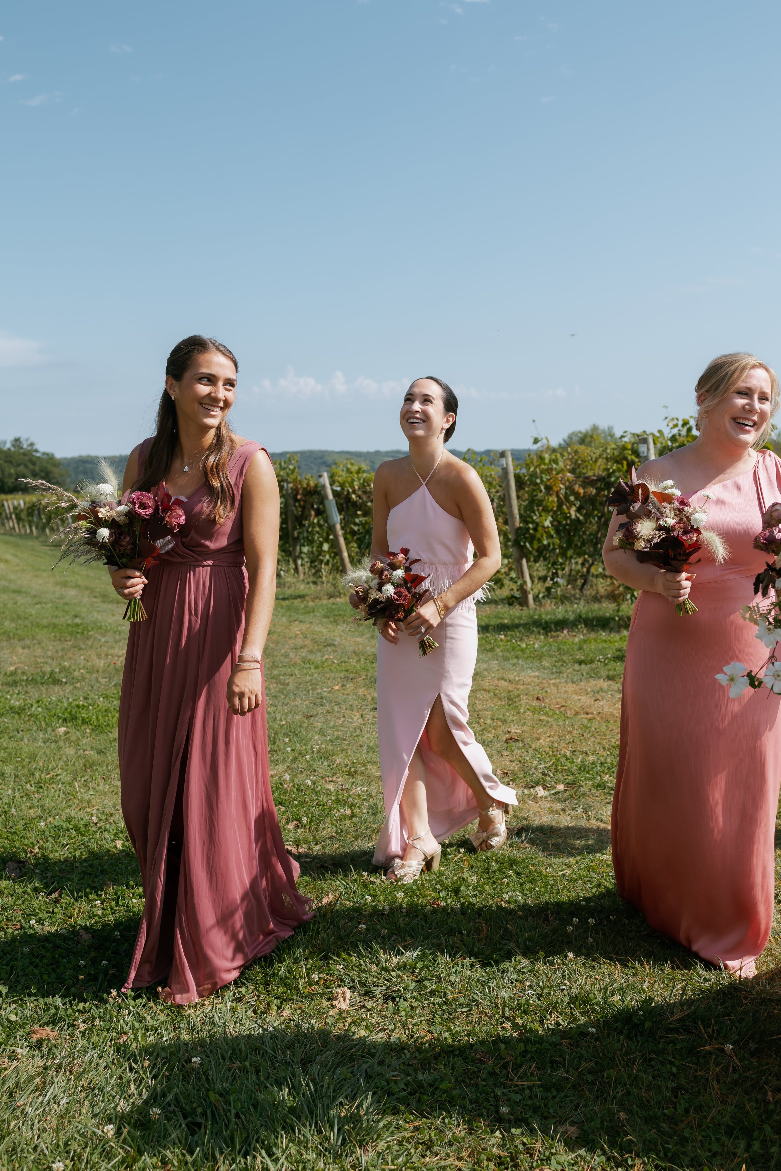 What do personal attendants wear at weddings | Honestweddingadvice.com