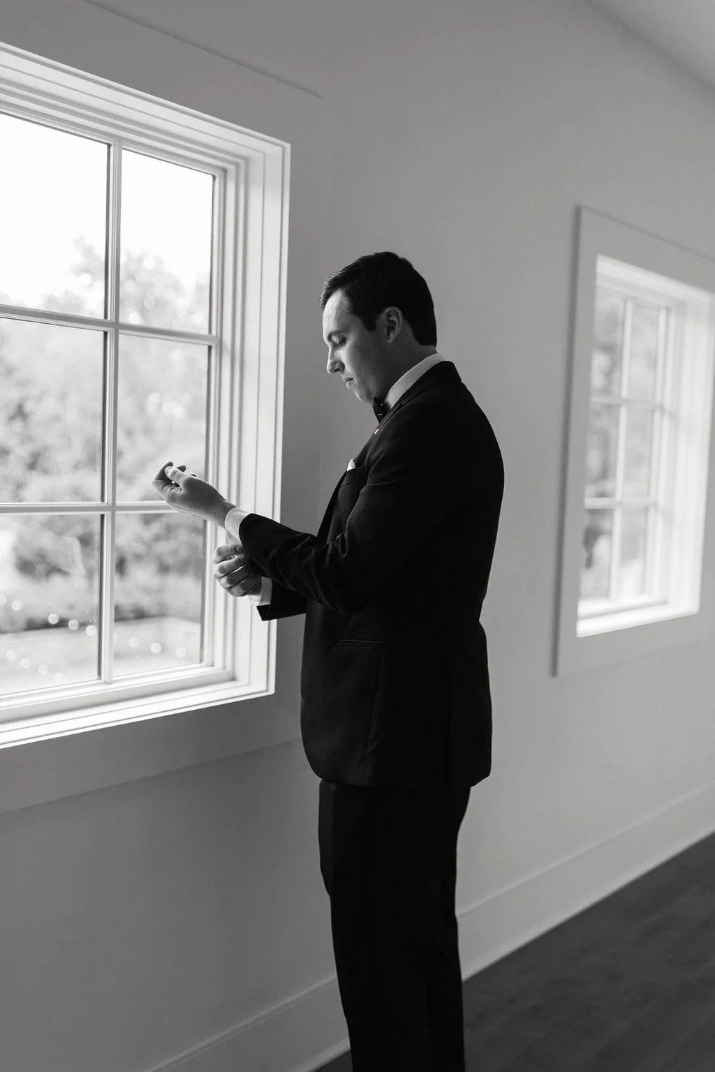 Timeless Taupe Summer Wedding at The Hutton House — MN + WI Wedding ...