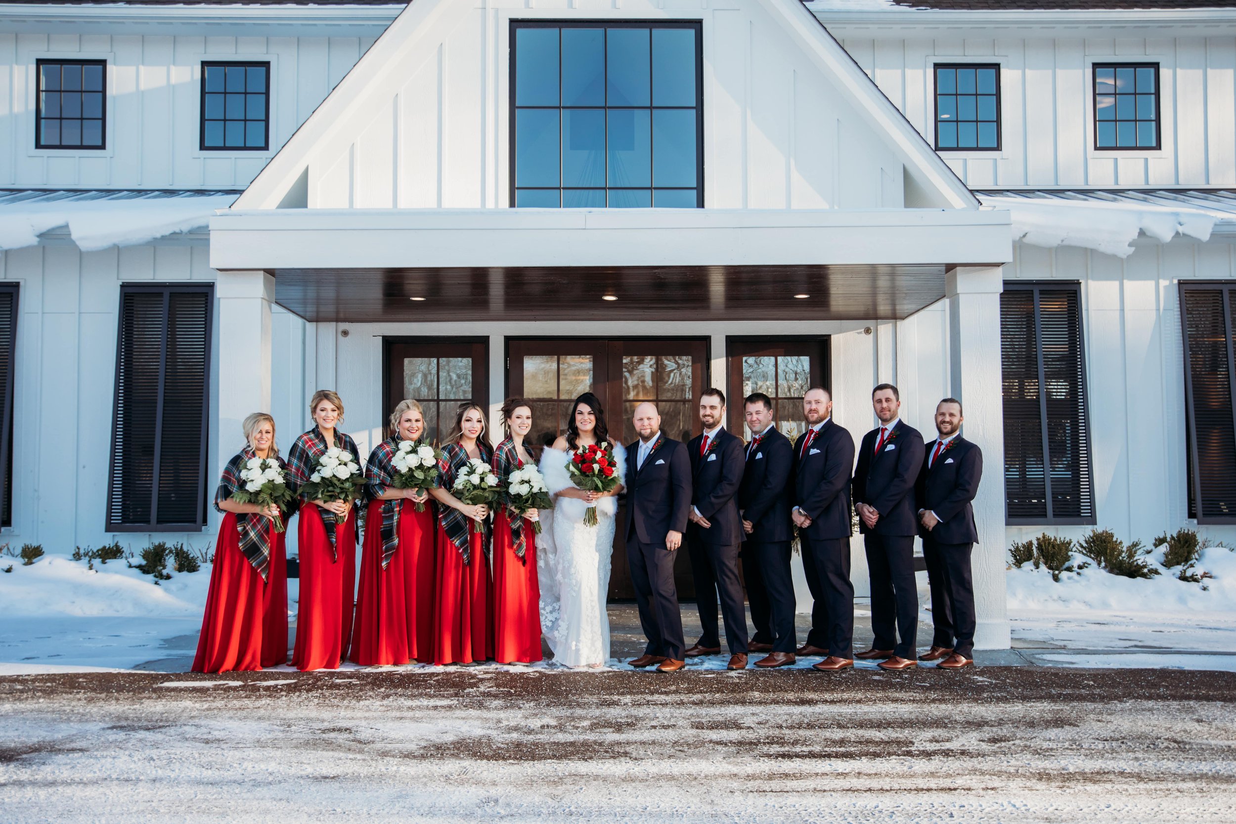 A Cozy Winter Wedding at The Hutton House — MN + WI Wedding Planner ...