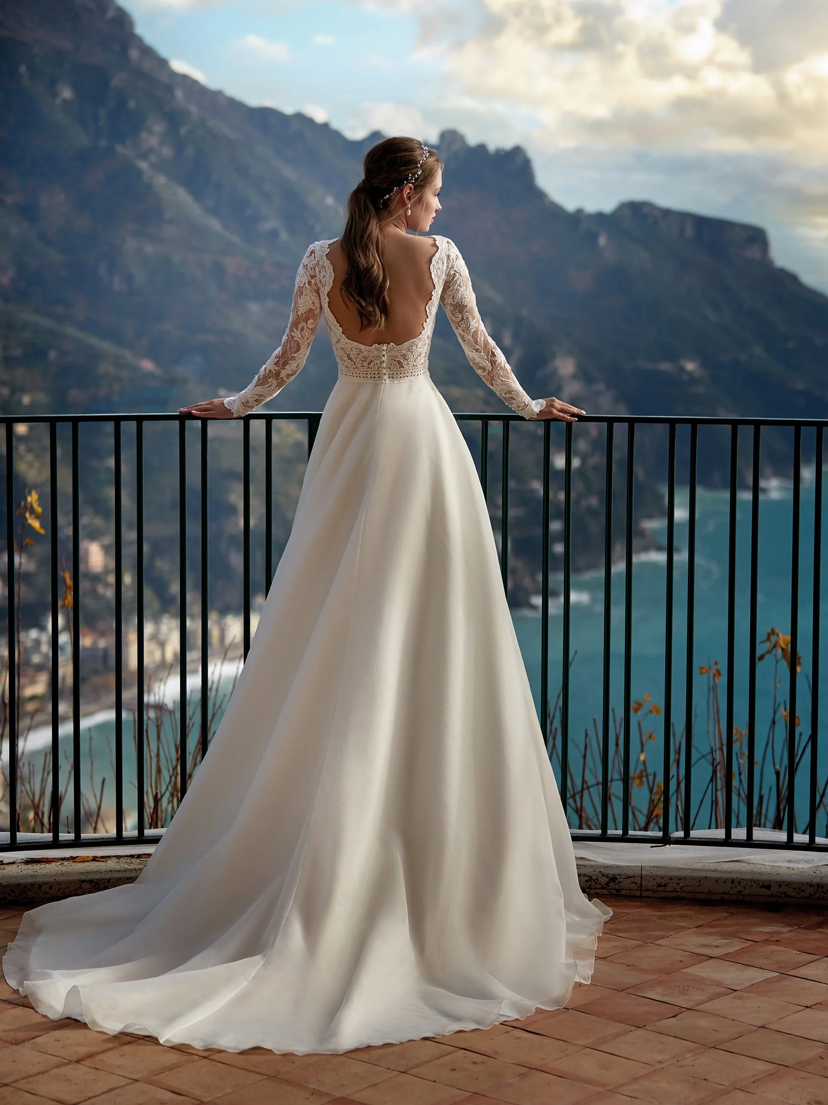 Kamaira nicole | pronovias | brud och fest | milagro | wedding castle ...