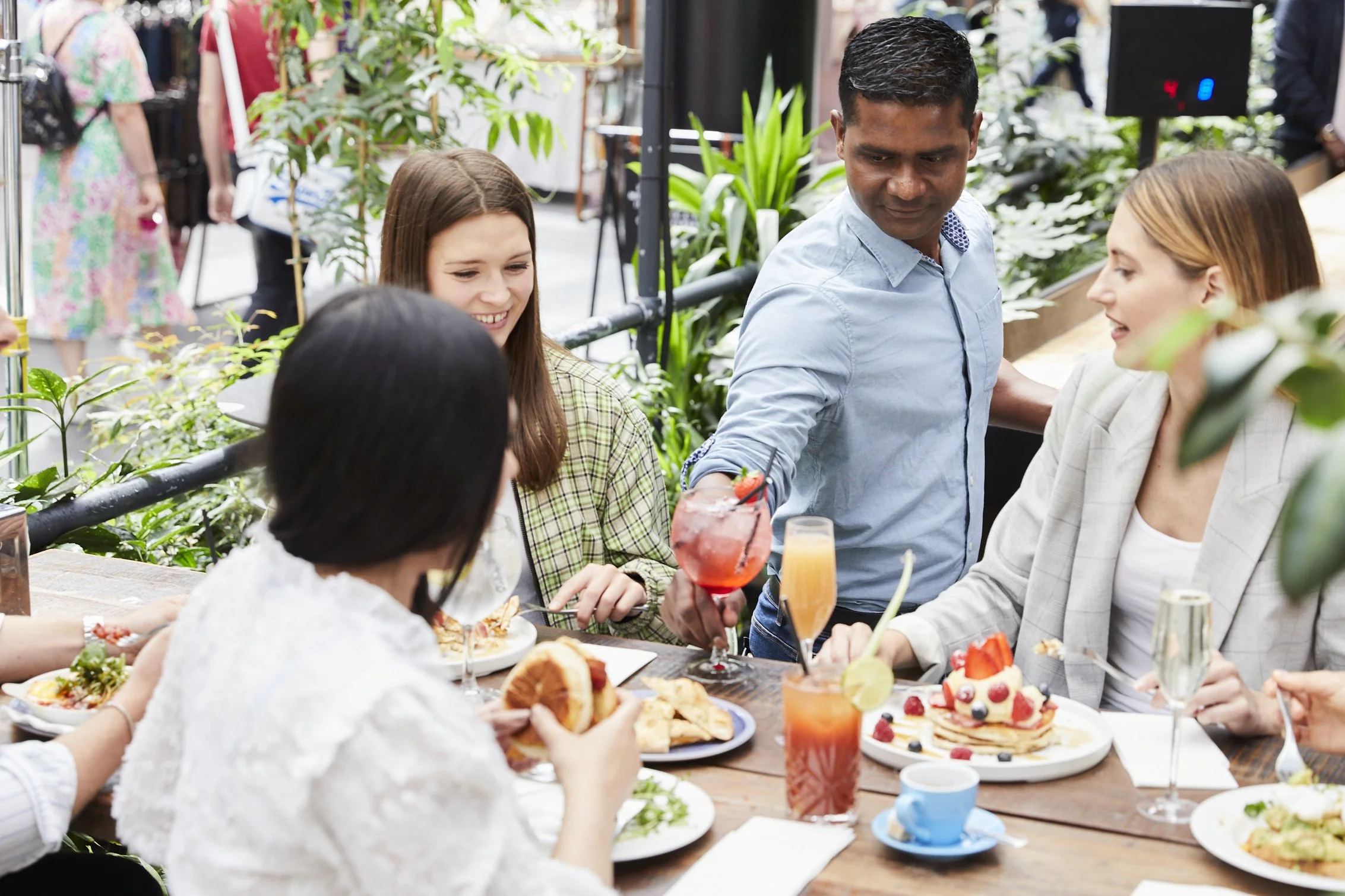 Players Social Bar Spitalfields - Games, Drinks & Live Music