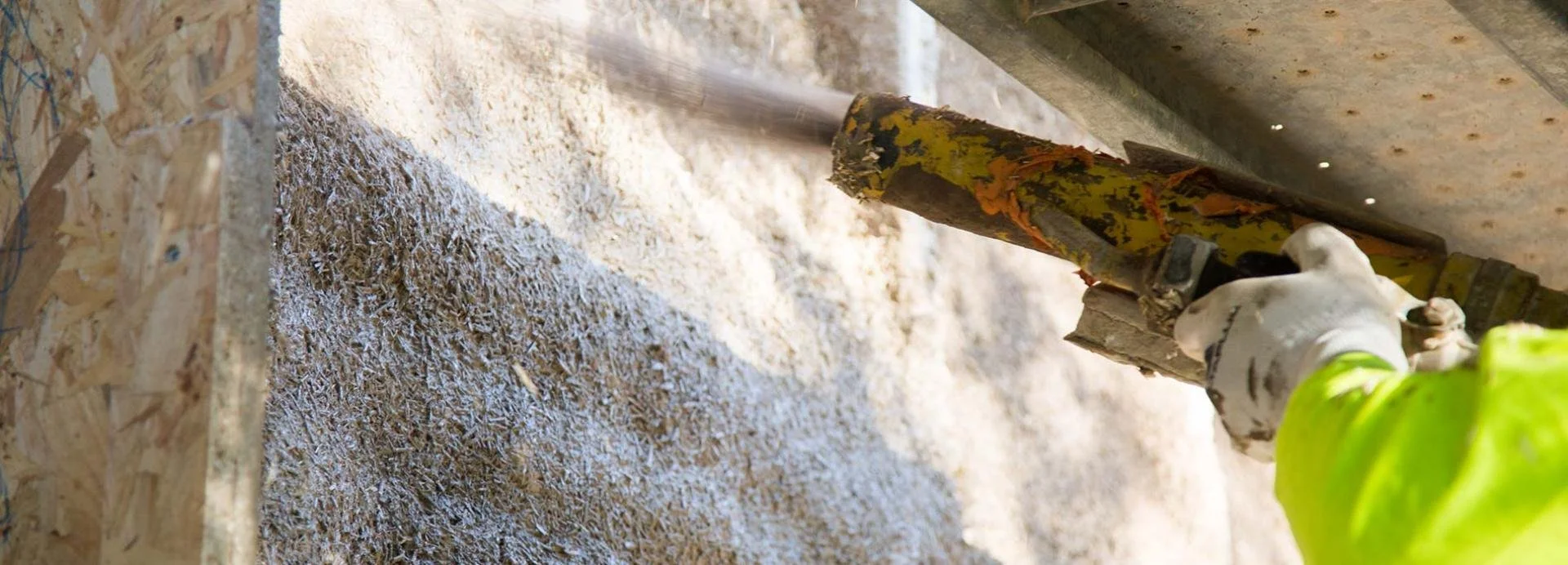 Primera vivienda con hormigón de cáñamo proyectado — Cemento Natural