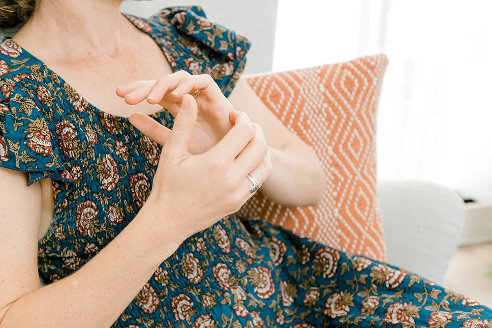 Tapping (EFT) Therapy Mount Gravatt East | Allora Wellbeing — Allora ...