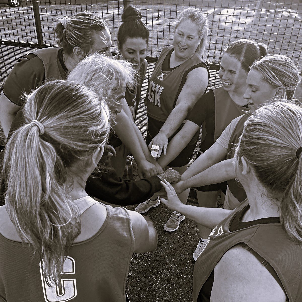 ADULT NETBALL — Footloose Netball Club