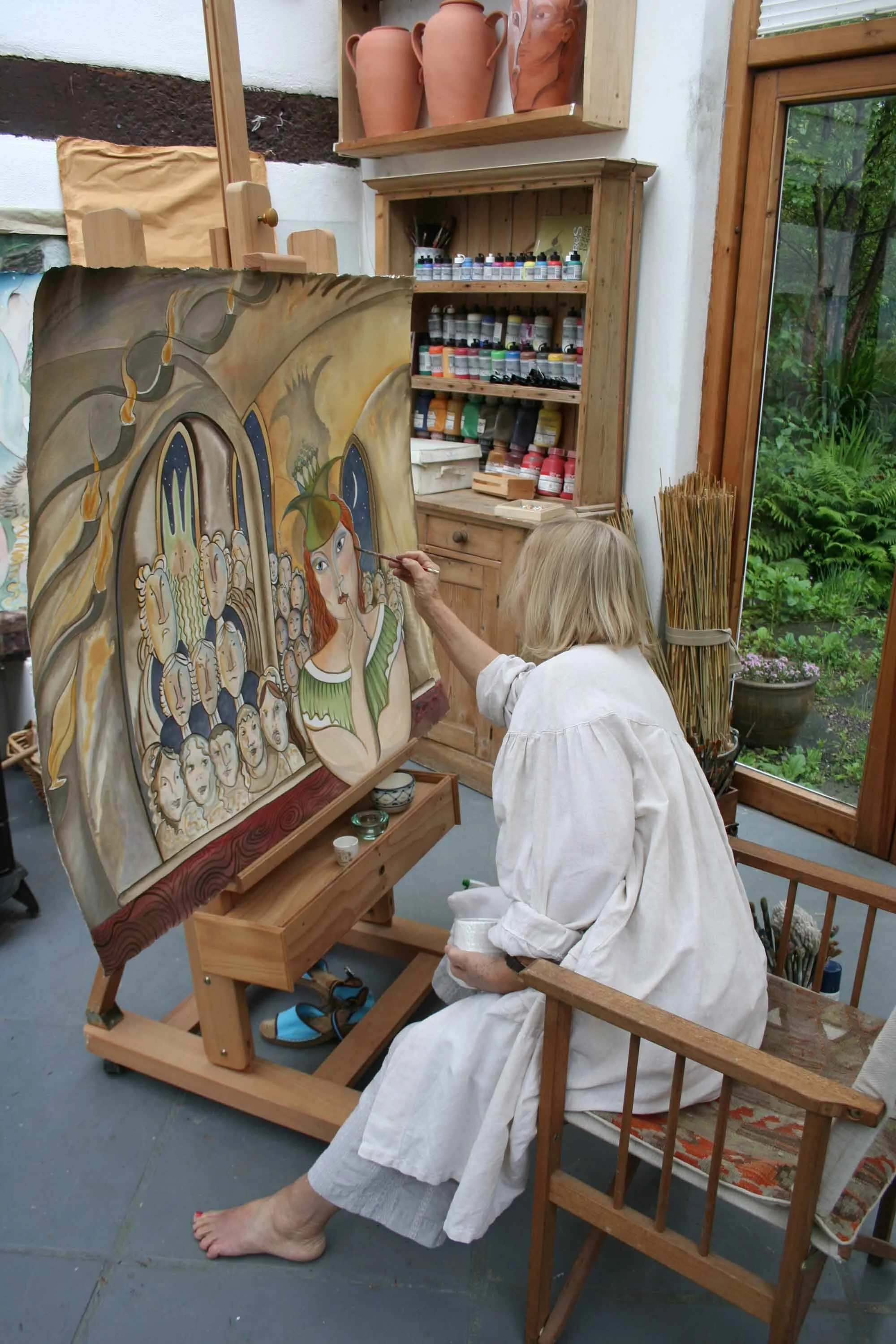 Pauline Bewick | Discover & View Art Today