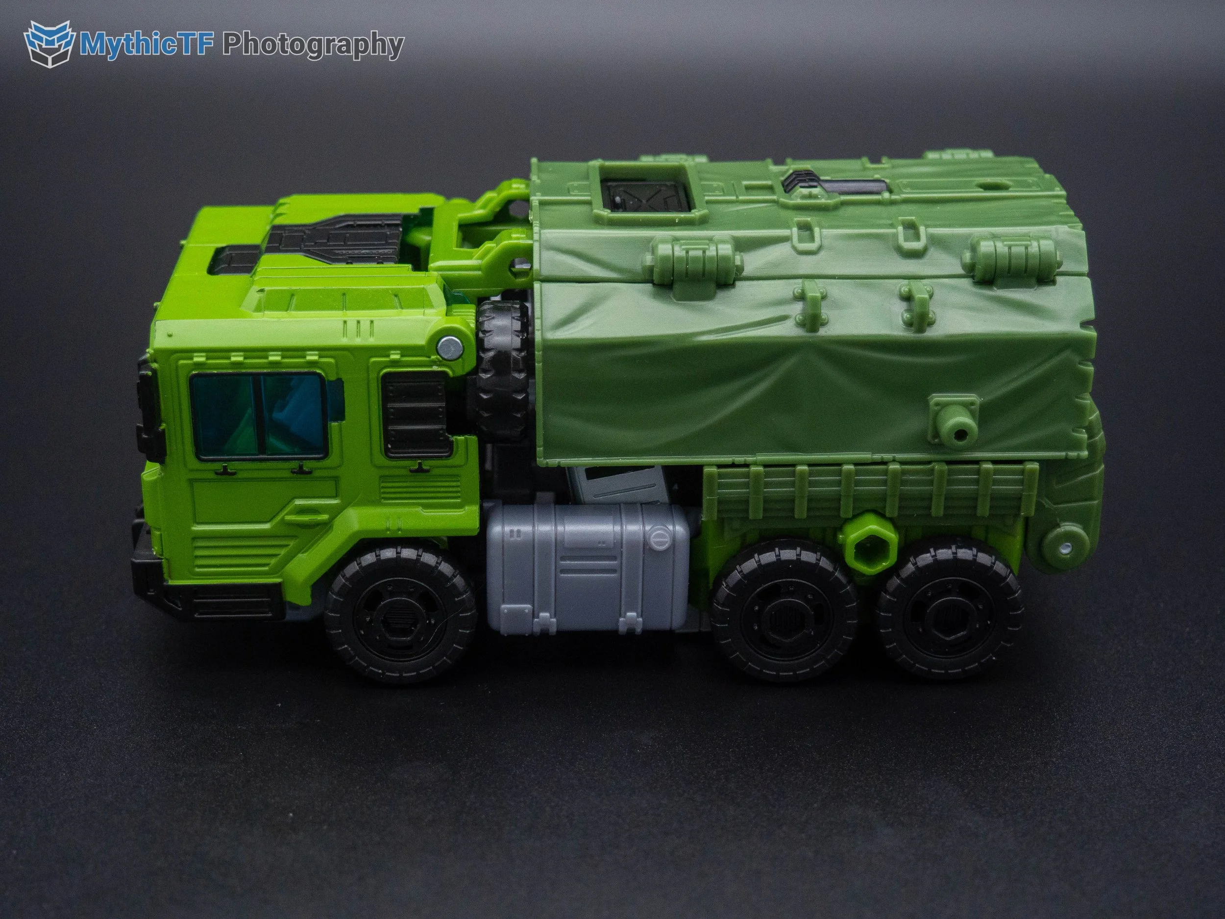 Transformers Legacy Prime Universe Bulkhead Gallery — Mythic TFs