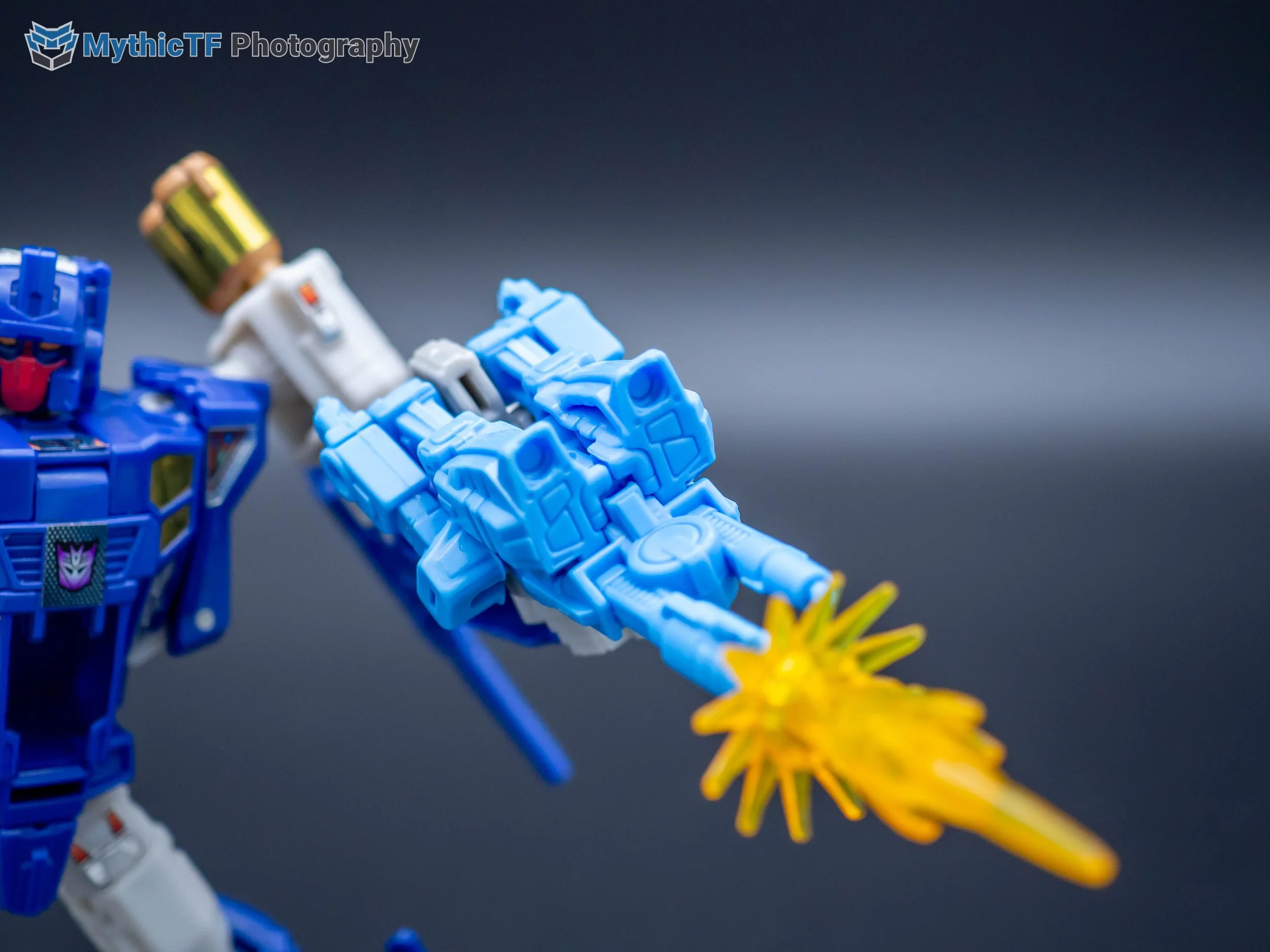 Transformers WFC: Siege Blowpipe Gallery — Mythic TFs