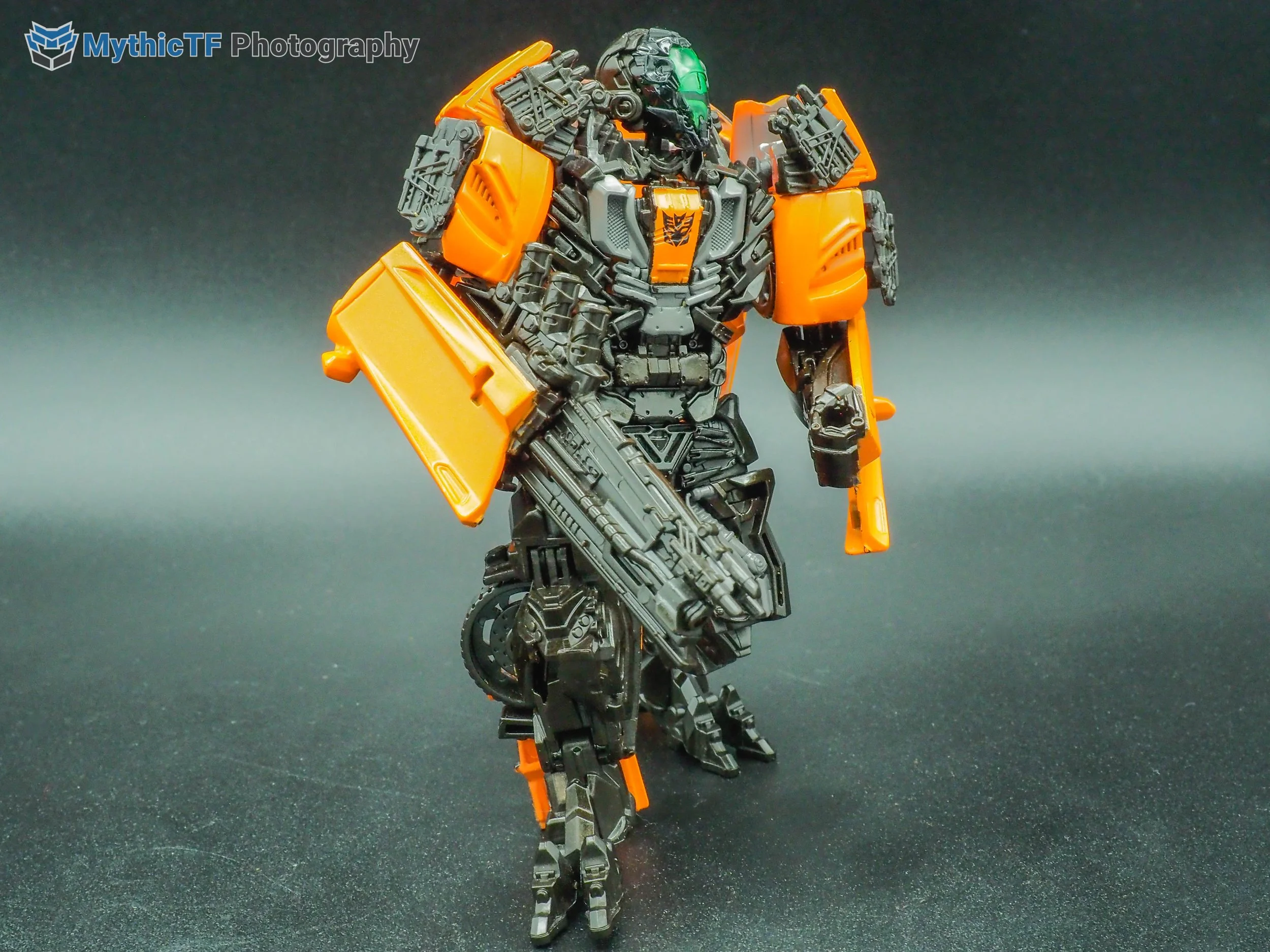 Transformers Studio Series Shadow Raider — Mythic TFs