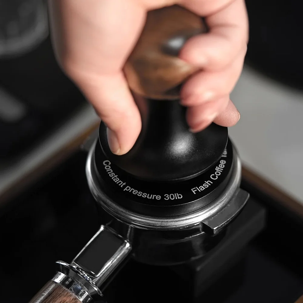 MHW-3BOMBER Cube Coffee Scale 2.0 Mini — Percolate Coffee & Goods