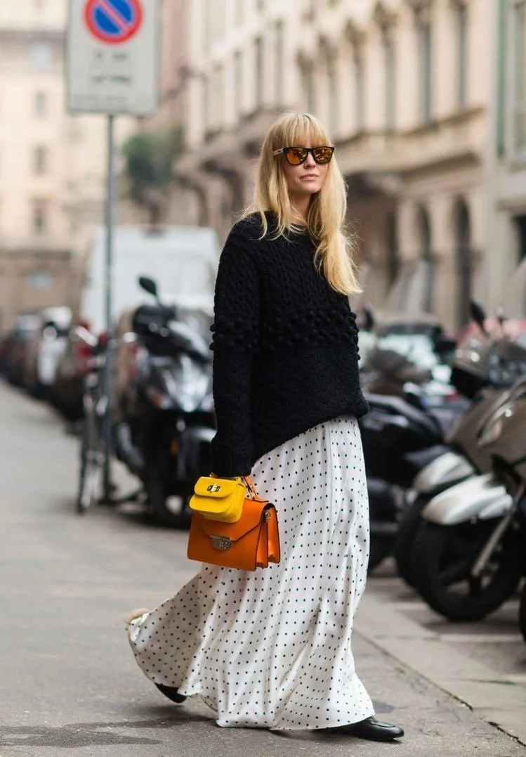 This is how you'll style your bags for spring — martinamanca.com
