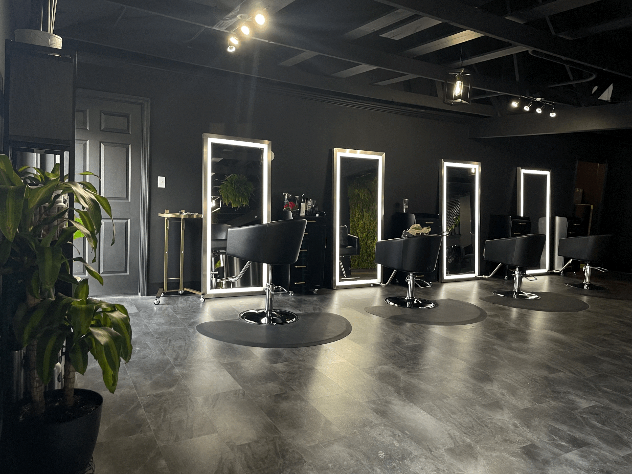 about — pelo beauty collective