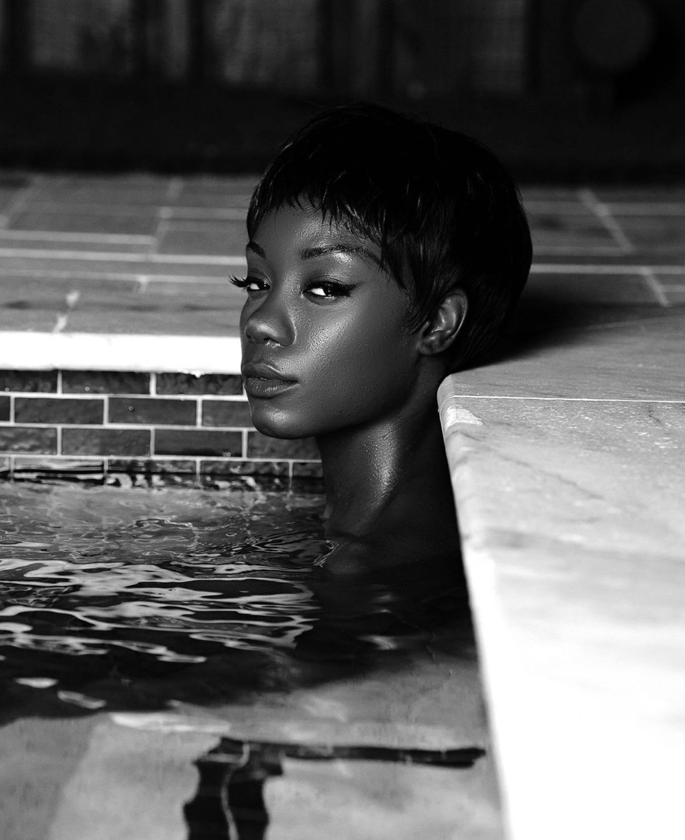 A N N - N E I K A — CHEZ LES MANNEQUINS