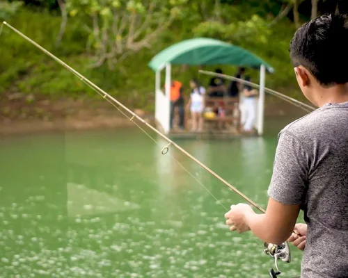 Mountain Lake Resort Caliraya, Cavinti, Laguna (click here)
