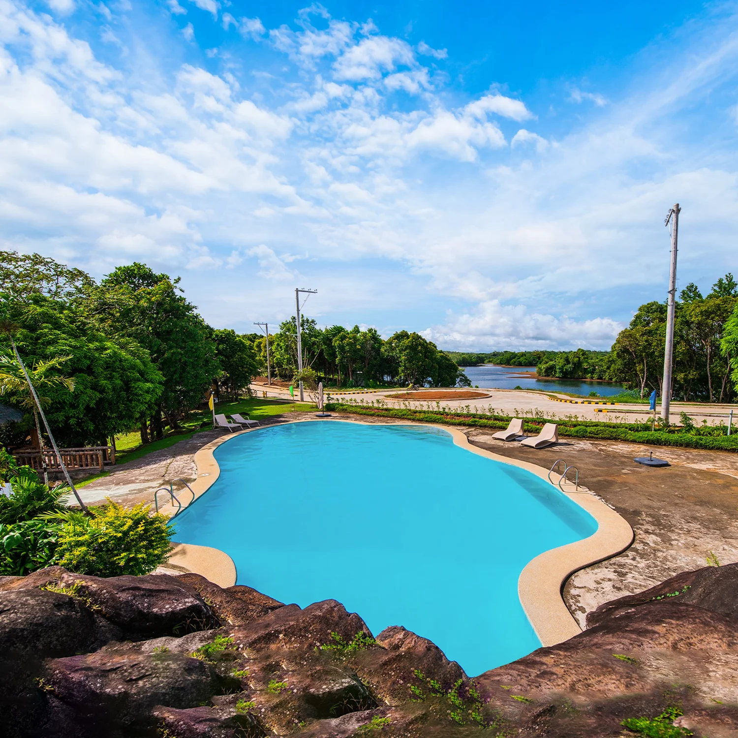 Mountain Lake Resort - Cavinti Hotels Laguna (click here)