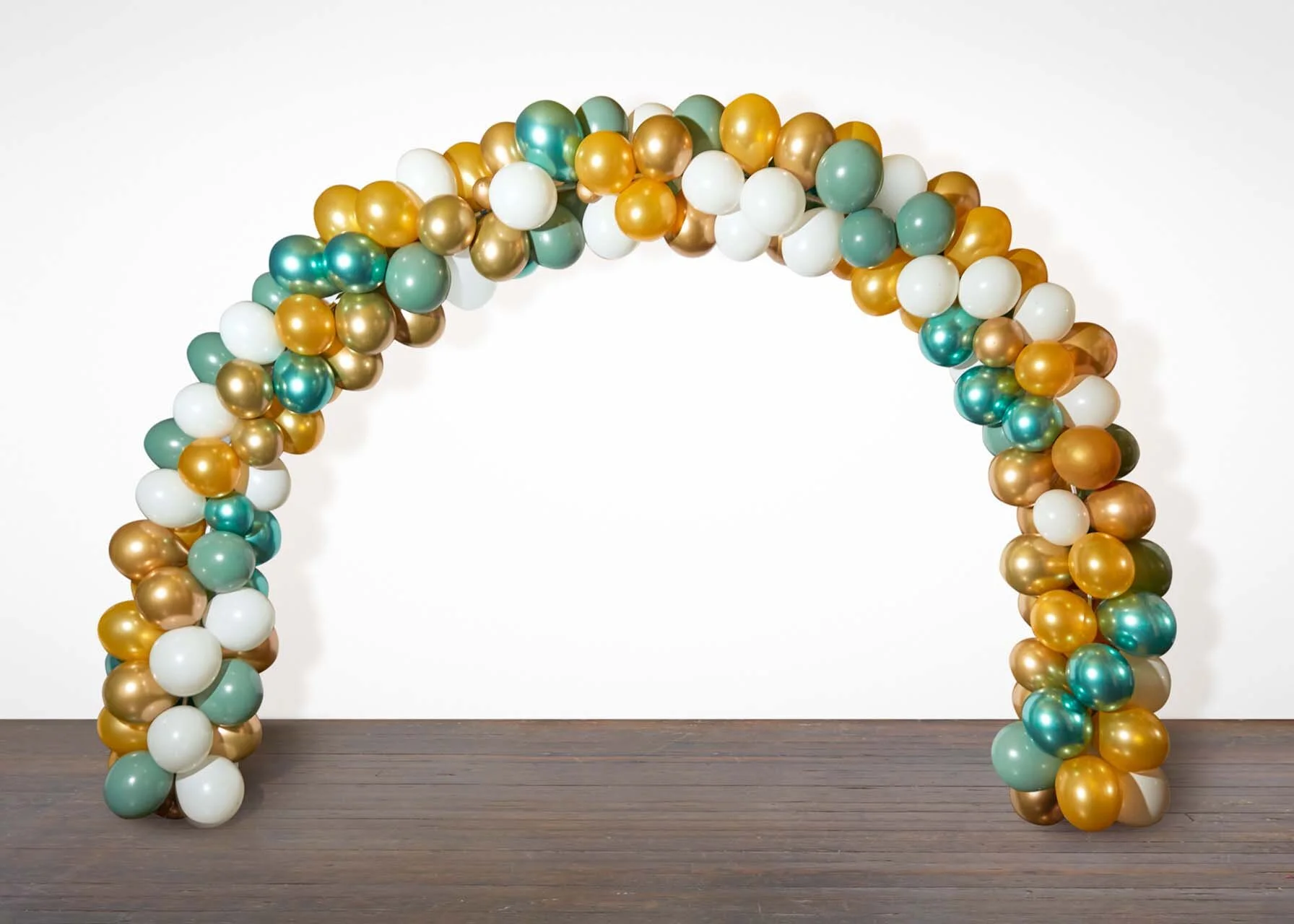 BALLOON ARCHES — Chocolate and Balloons