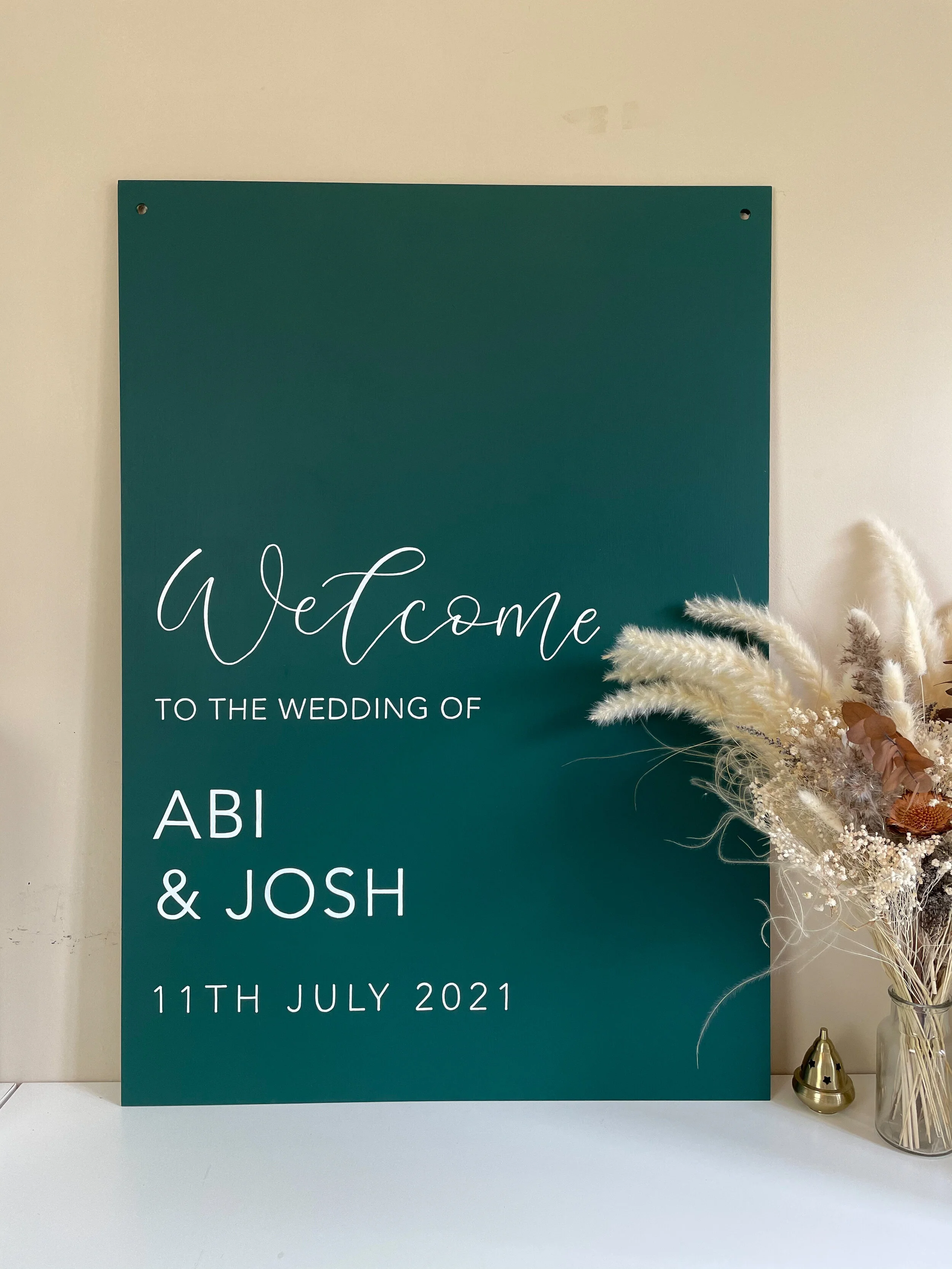Hand painted welcome signs for stylish couples | Bewilderly — Bewilderly
