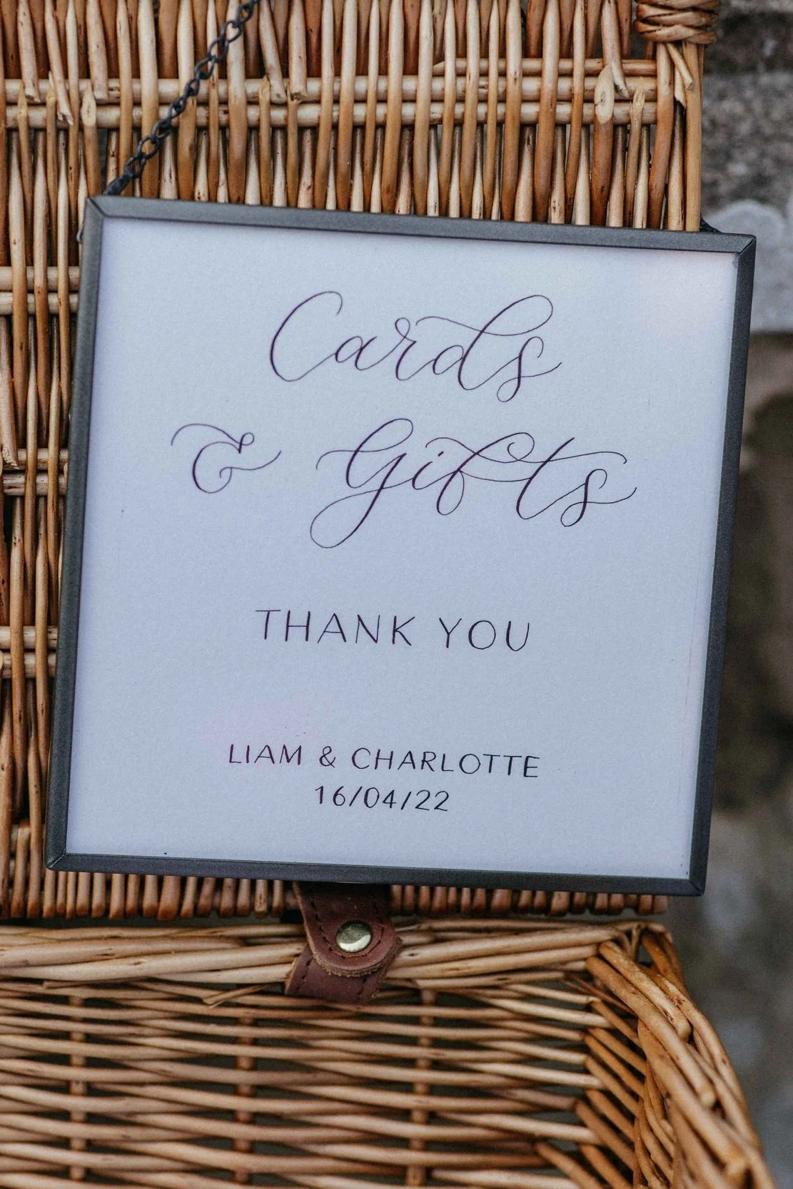 Unique Wedding Signs — Bewilderly