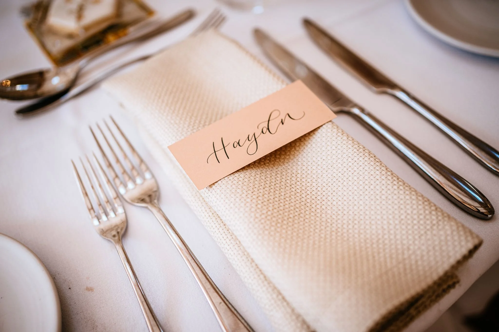 Handwritten, beautiful place cards | Bewilderly — Bewilderly