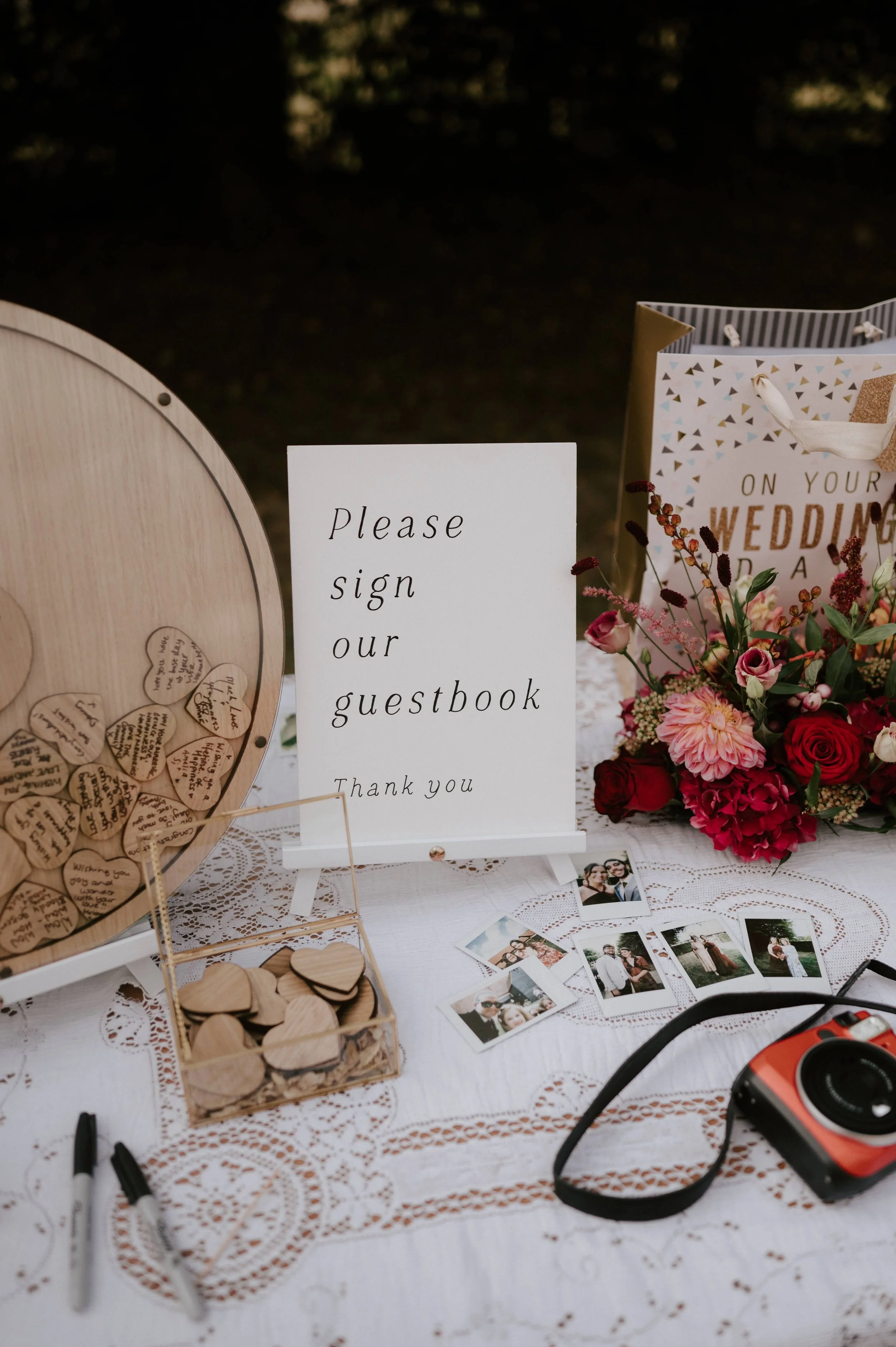 Unique wedding signs — Bewilderly