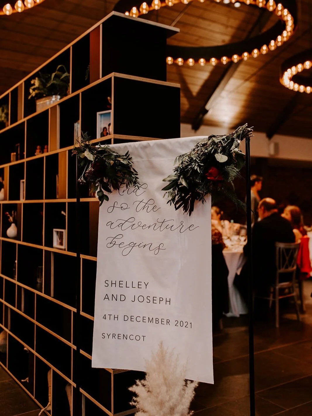 Hand painted welcome signs for stylish couples | Bewilderly — Bewilderly