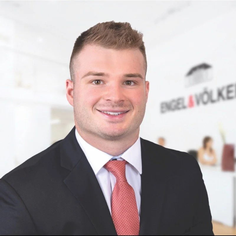 General 2 — Erik Korem