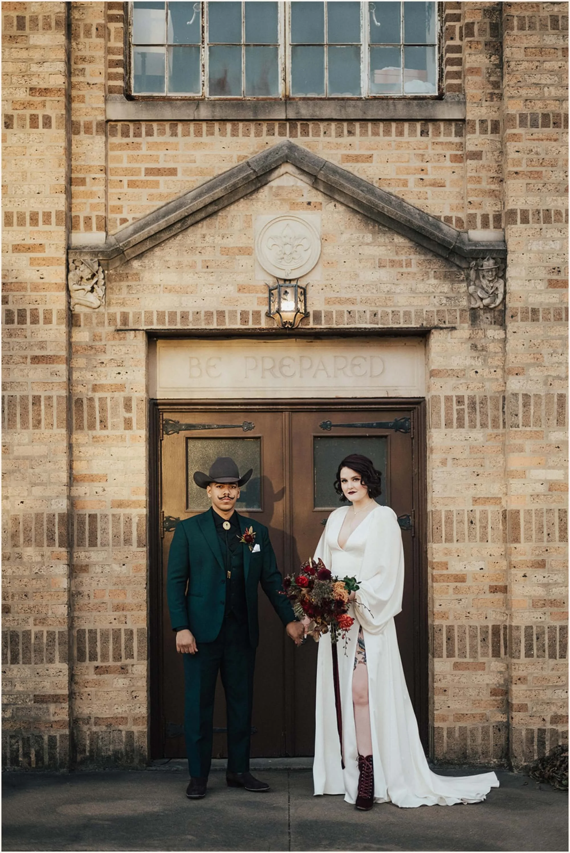 Dark and Moody Wedding at The Allan House | Lauren Parr Photography