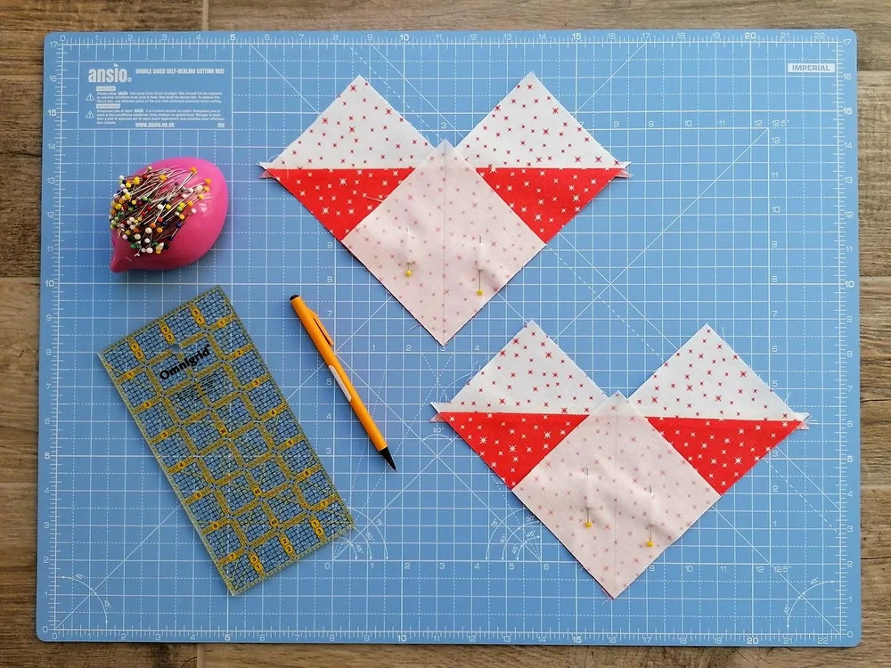 How to make four-at-a-time flying geese — Cowden Quilt School