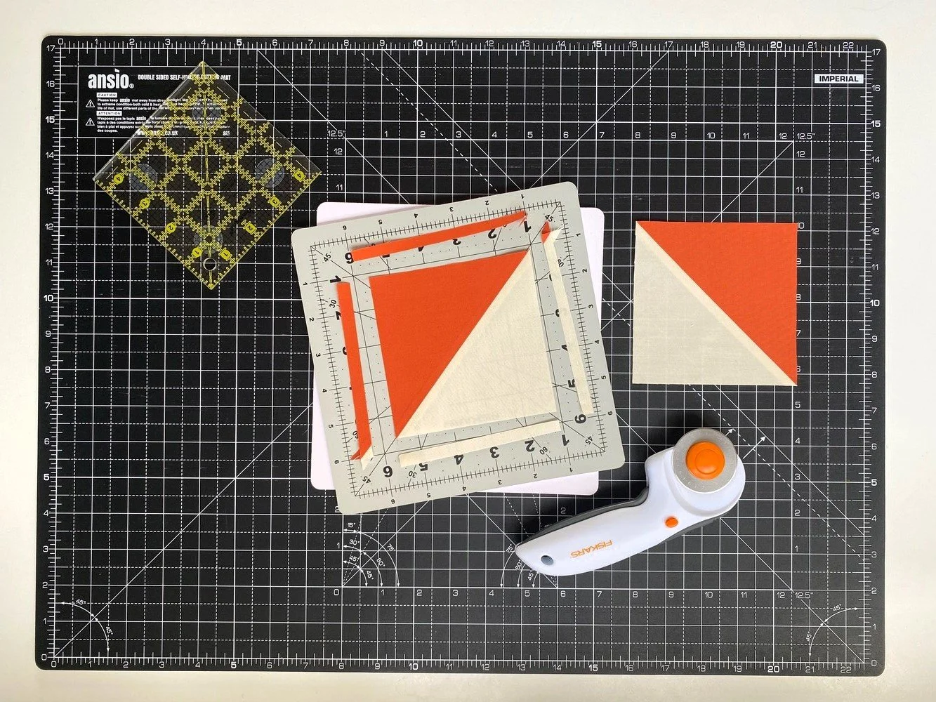 Beginners' guide to half-square triangles (HSTs) for patchwork quilts and quilted projects ...