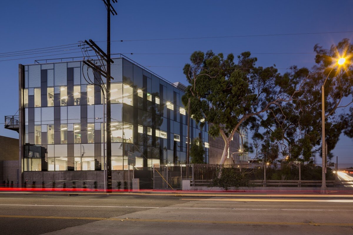 CROSSROADS SCIENCE CENTER (while at Frederick Fisher and Partners ...