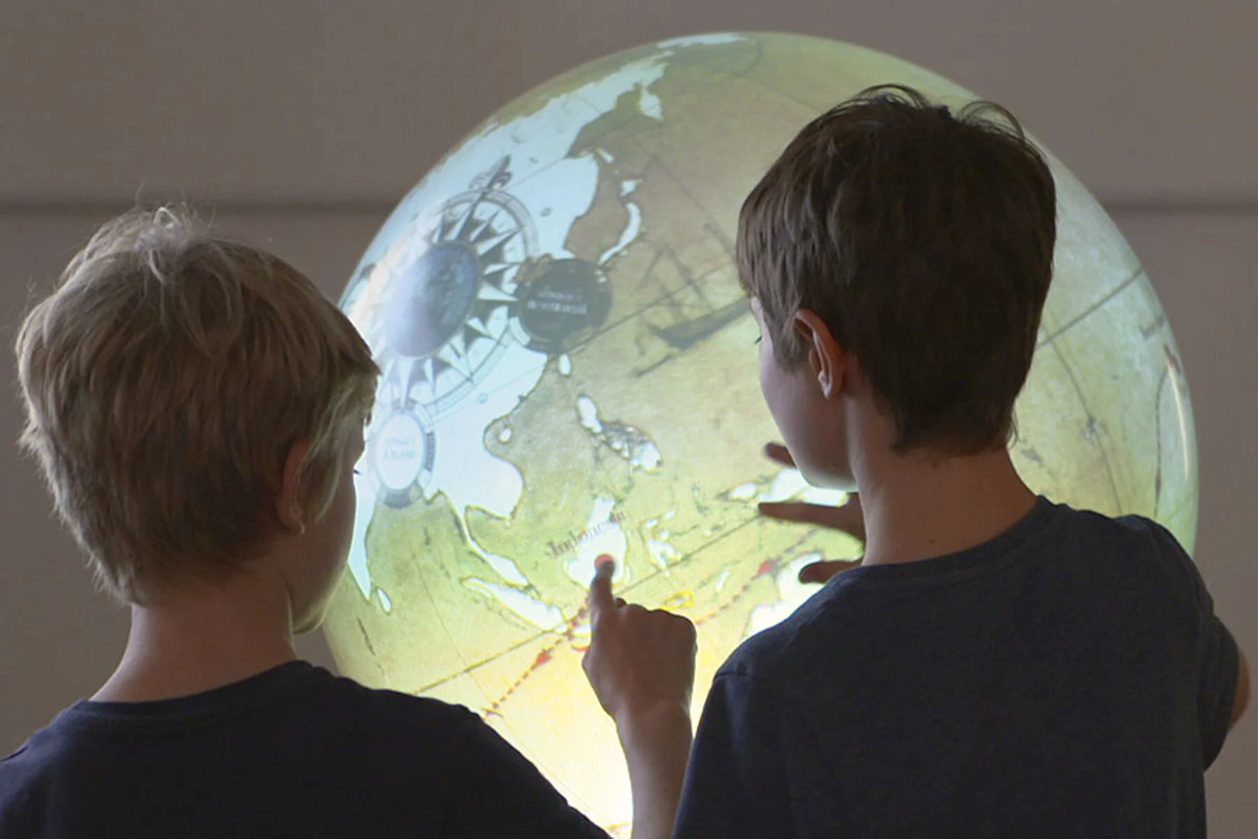 Digital Video Globes and Touch Globe Products — DIGITAL GLOBE SYSTEMS