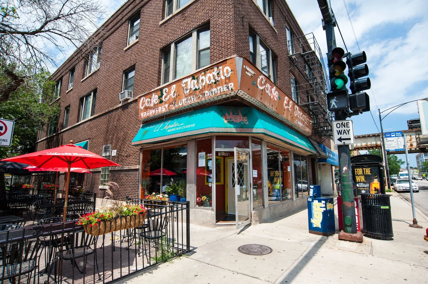 The Best Restaurants in Lakeview Chicago: A Guide for Food Lovers ...