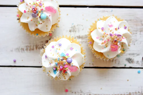 How To Throw a Book Themed Birthday Party — On Book Street