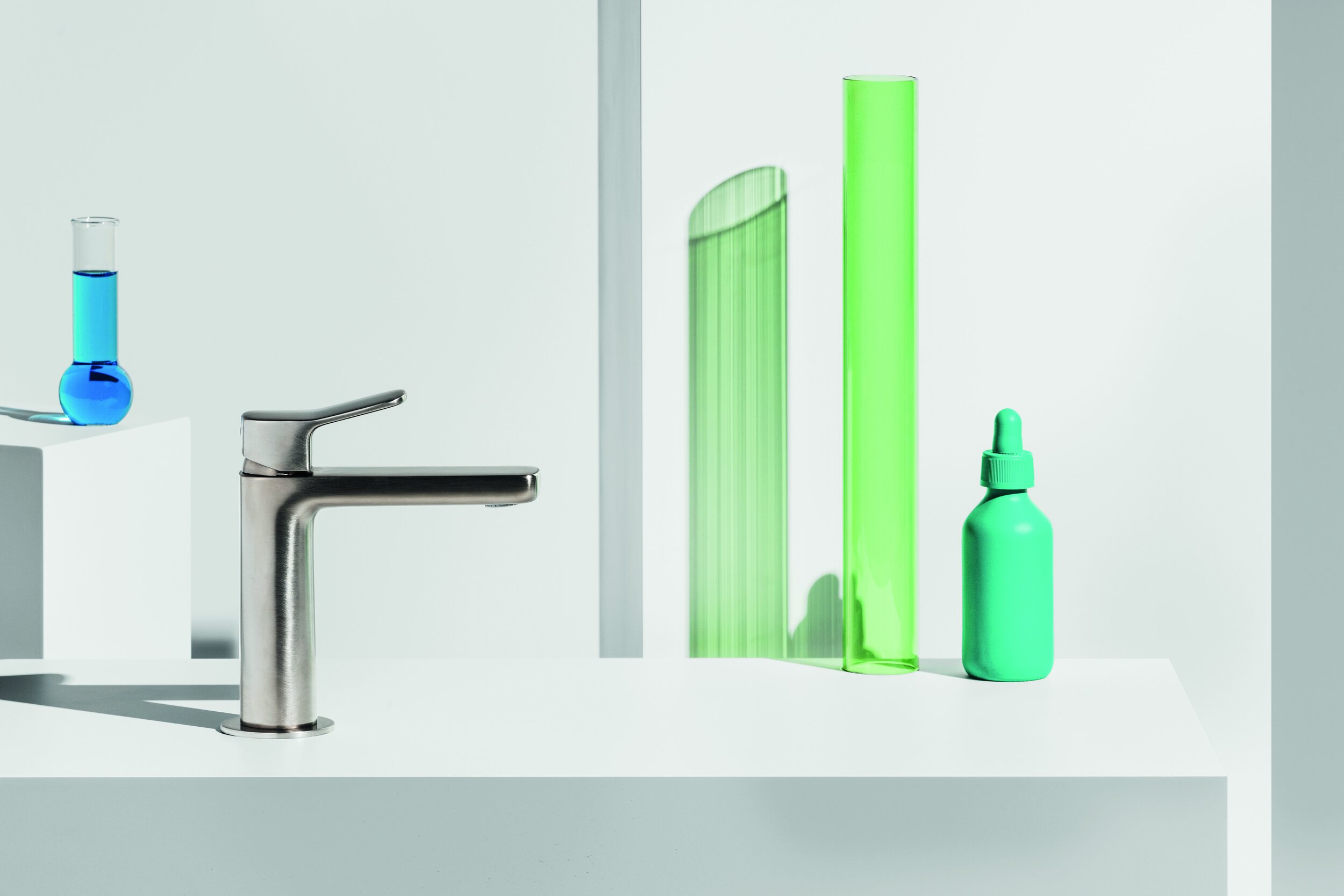 Tapping into trends — UNO Magazine