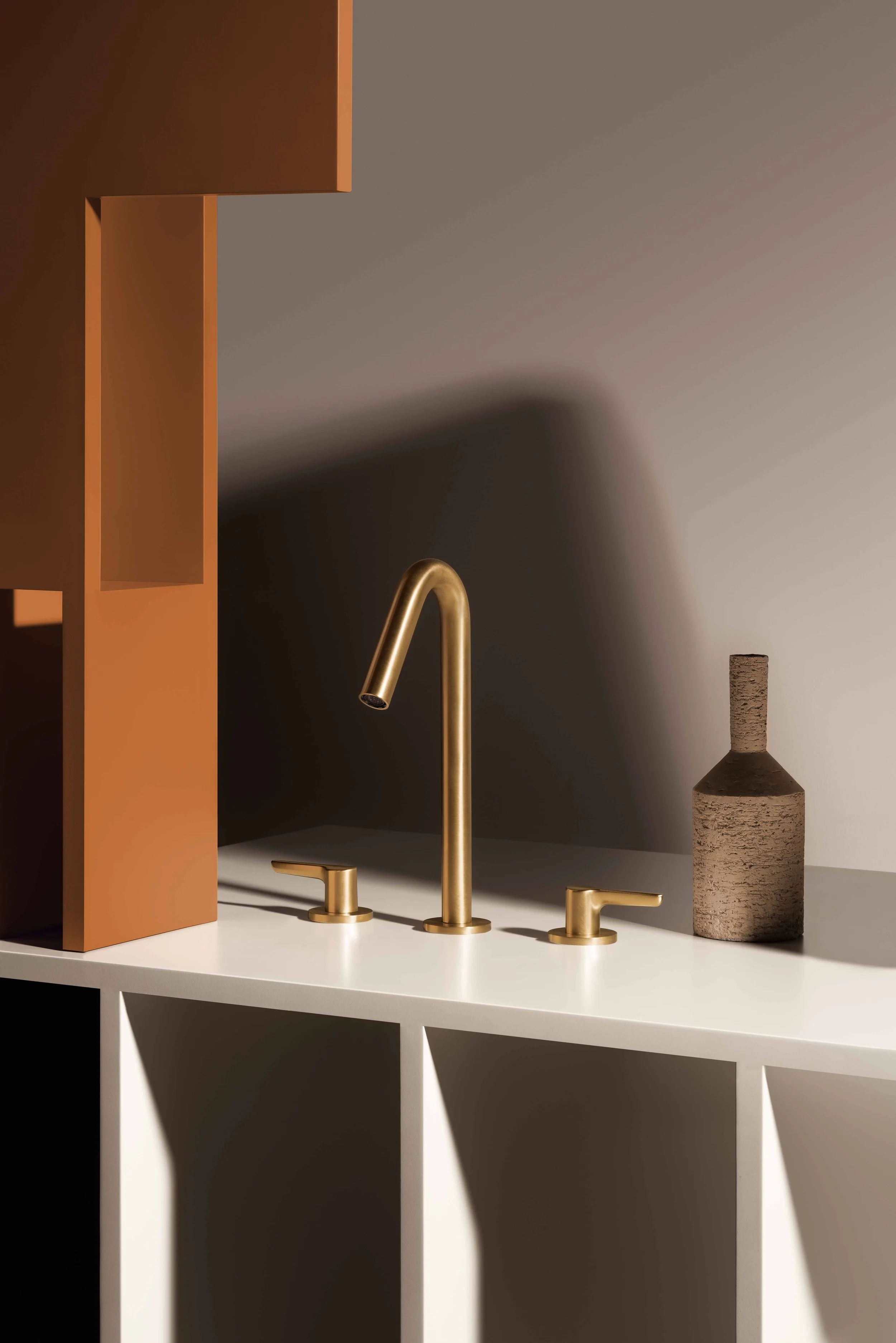 Tapping into trends — UNO Magazine