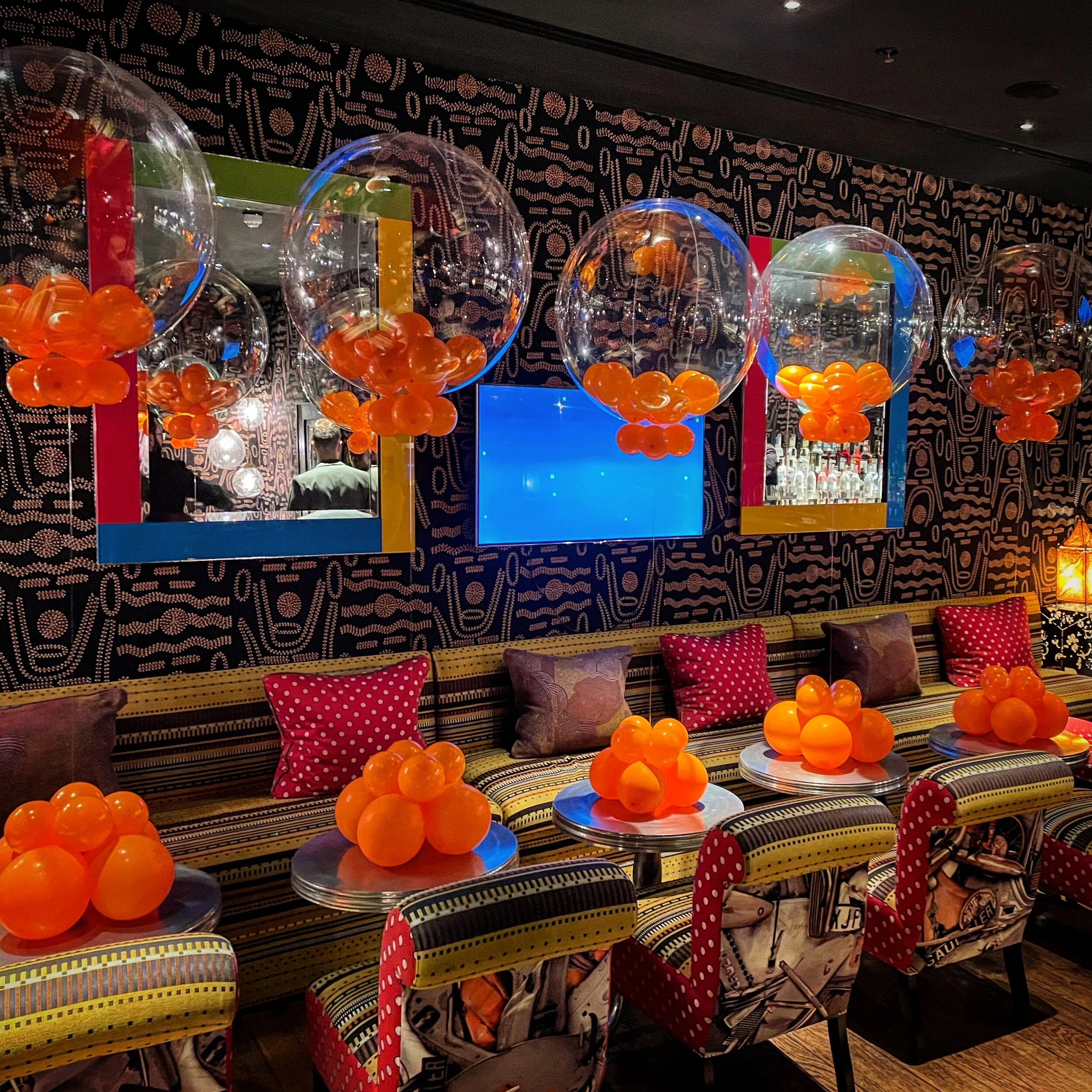 London Balloons - Helium Balloon Delivery & Balloon Installations