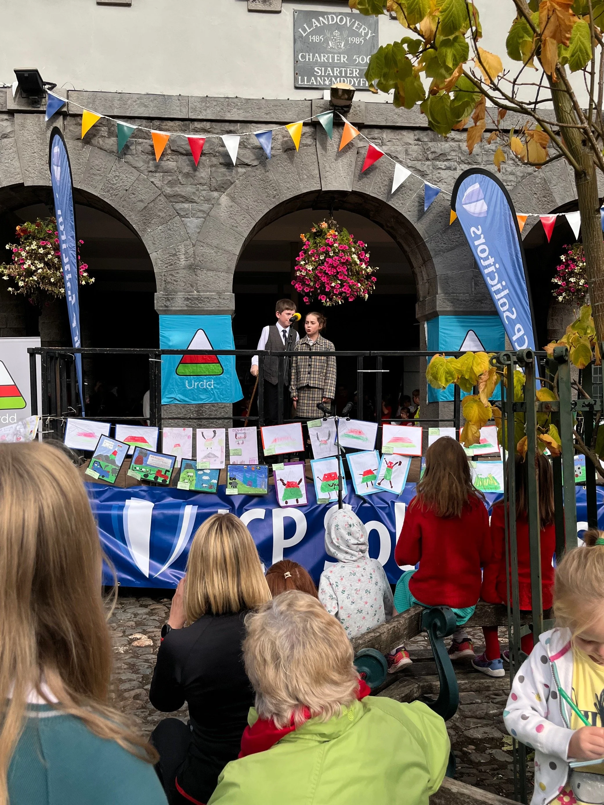 Urdd Eisteddfod: Llandovery Proclamation Festival — Ysgol Bro Dinefwr