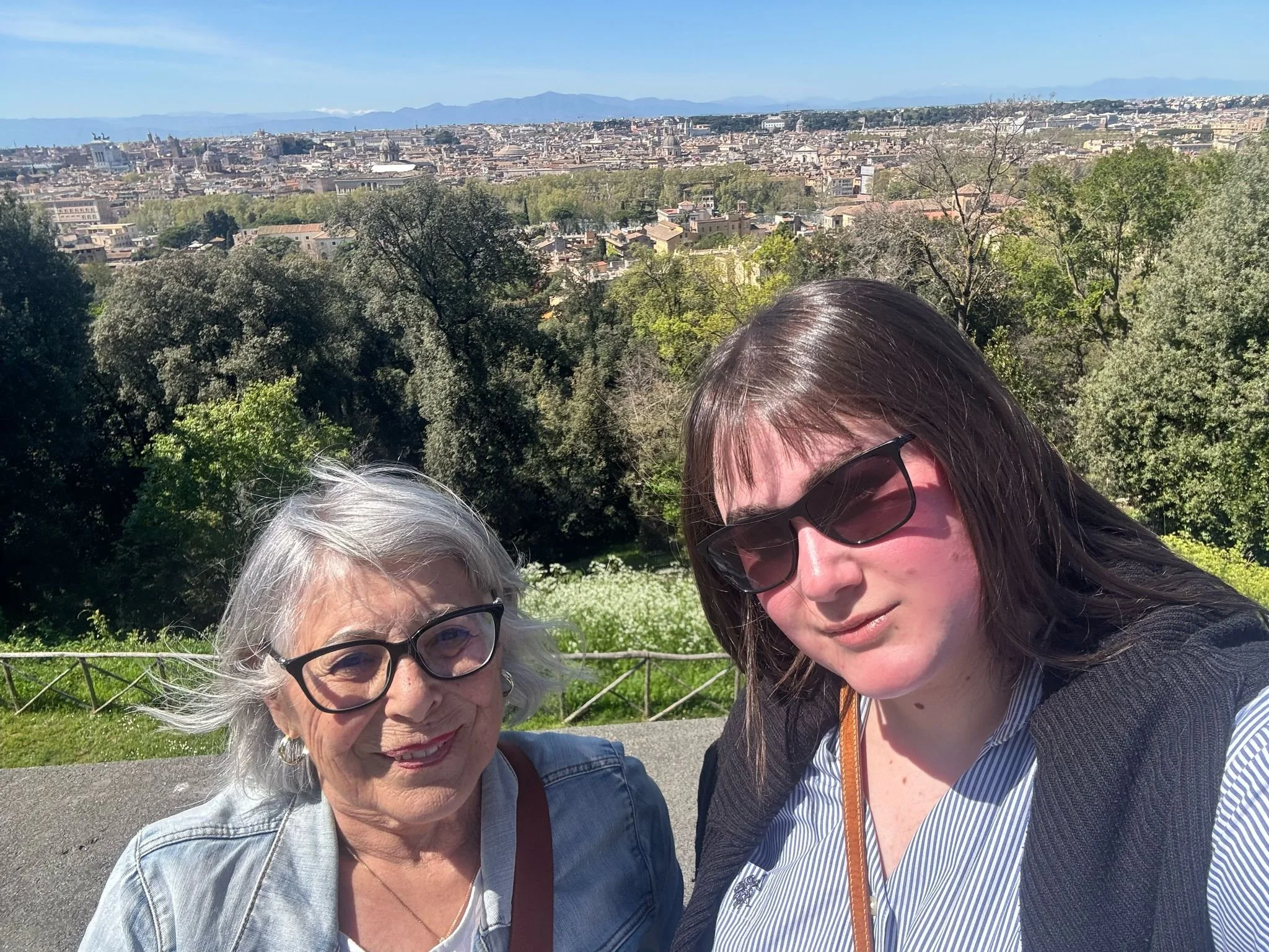 What Is a Greeter? Get a verified local female guide wherever you go ...