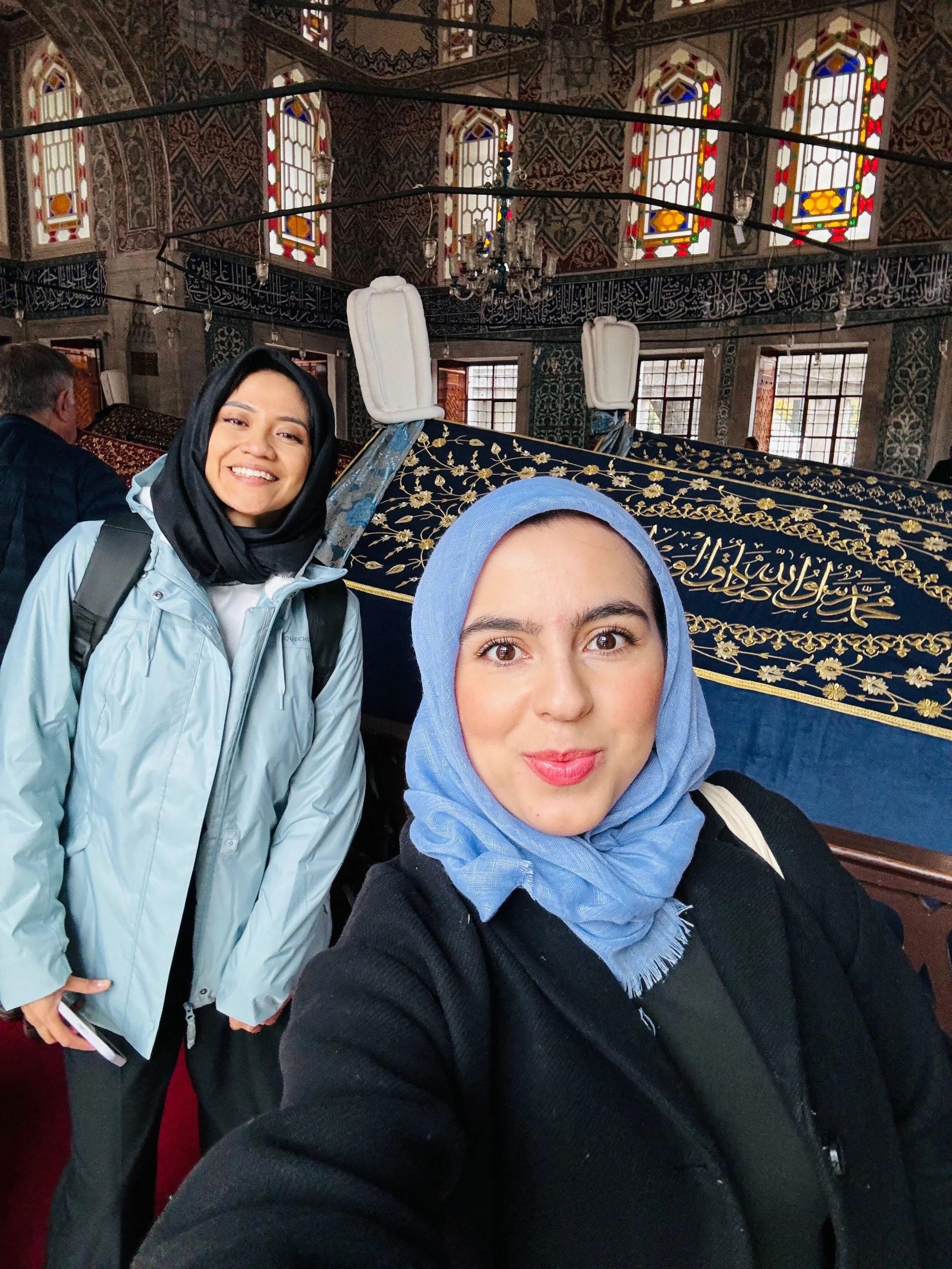 What Is a Greeter? Get a verified local female guide wherever you go ...