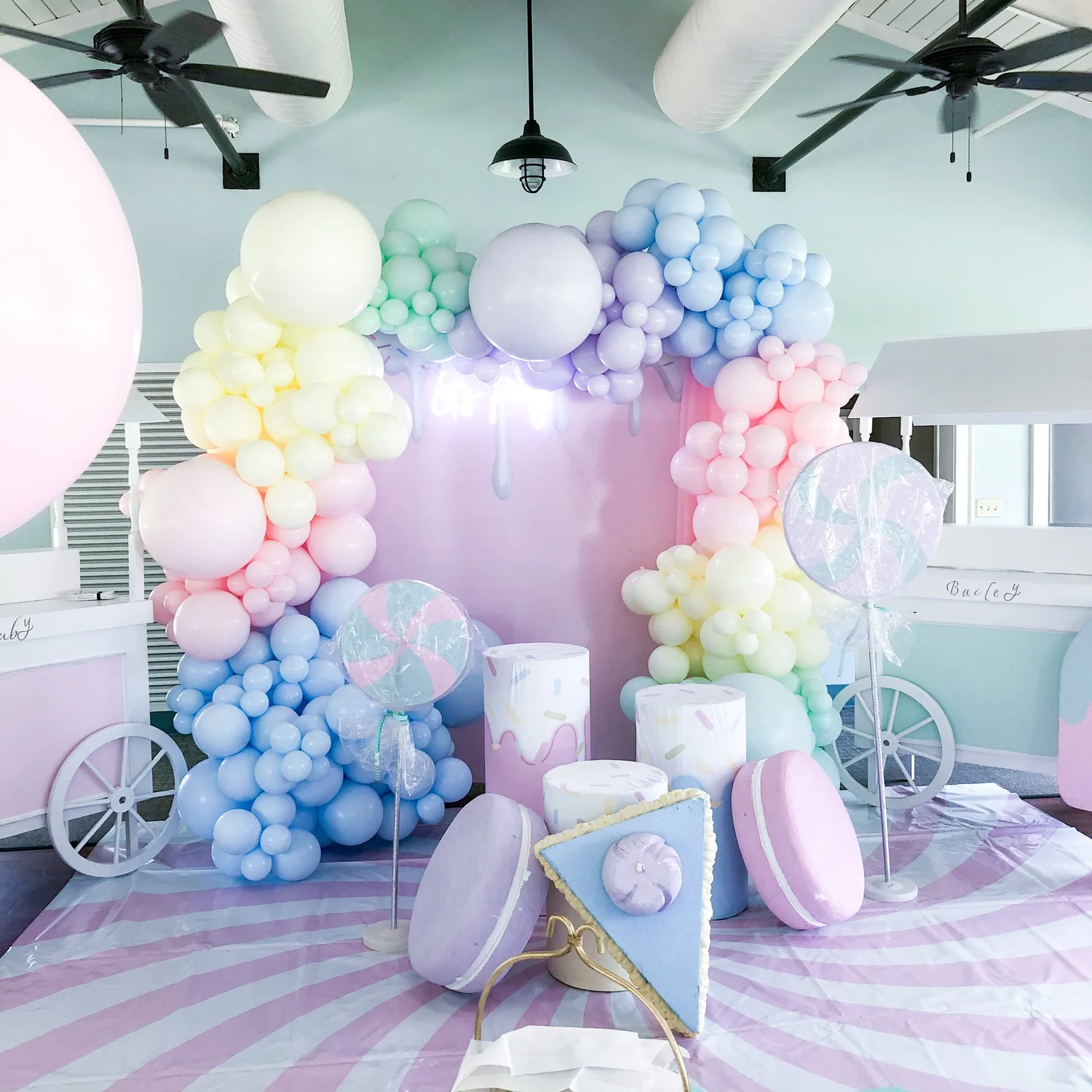 Balloon Bash Charleston - Luxury Balloon Decor in Charleston