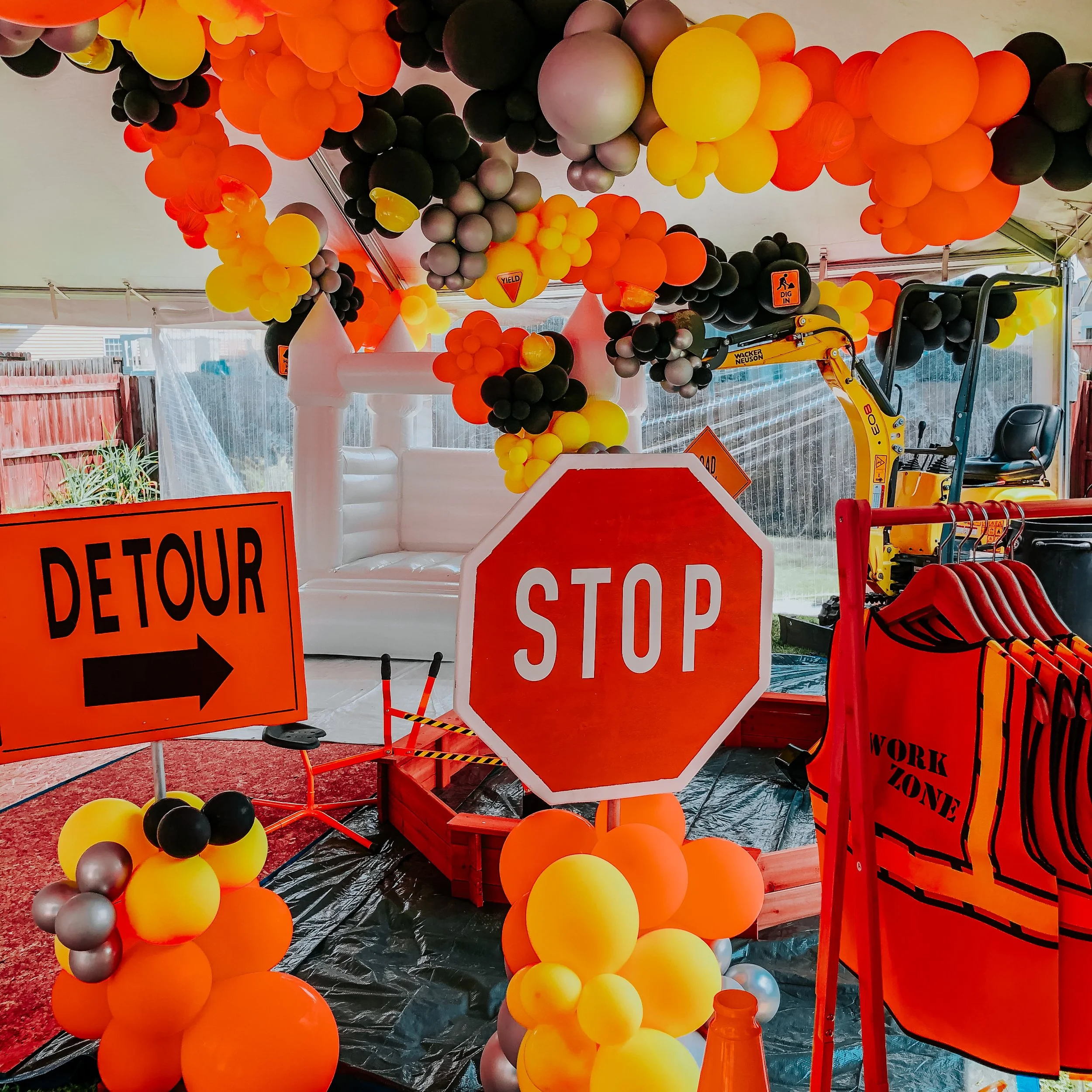 Balloon Bash Charleston - Luxury Balloon Decor in Charleston