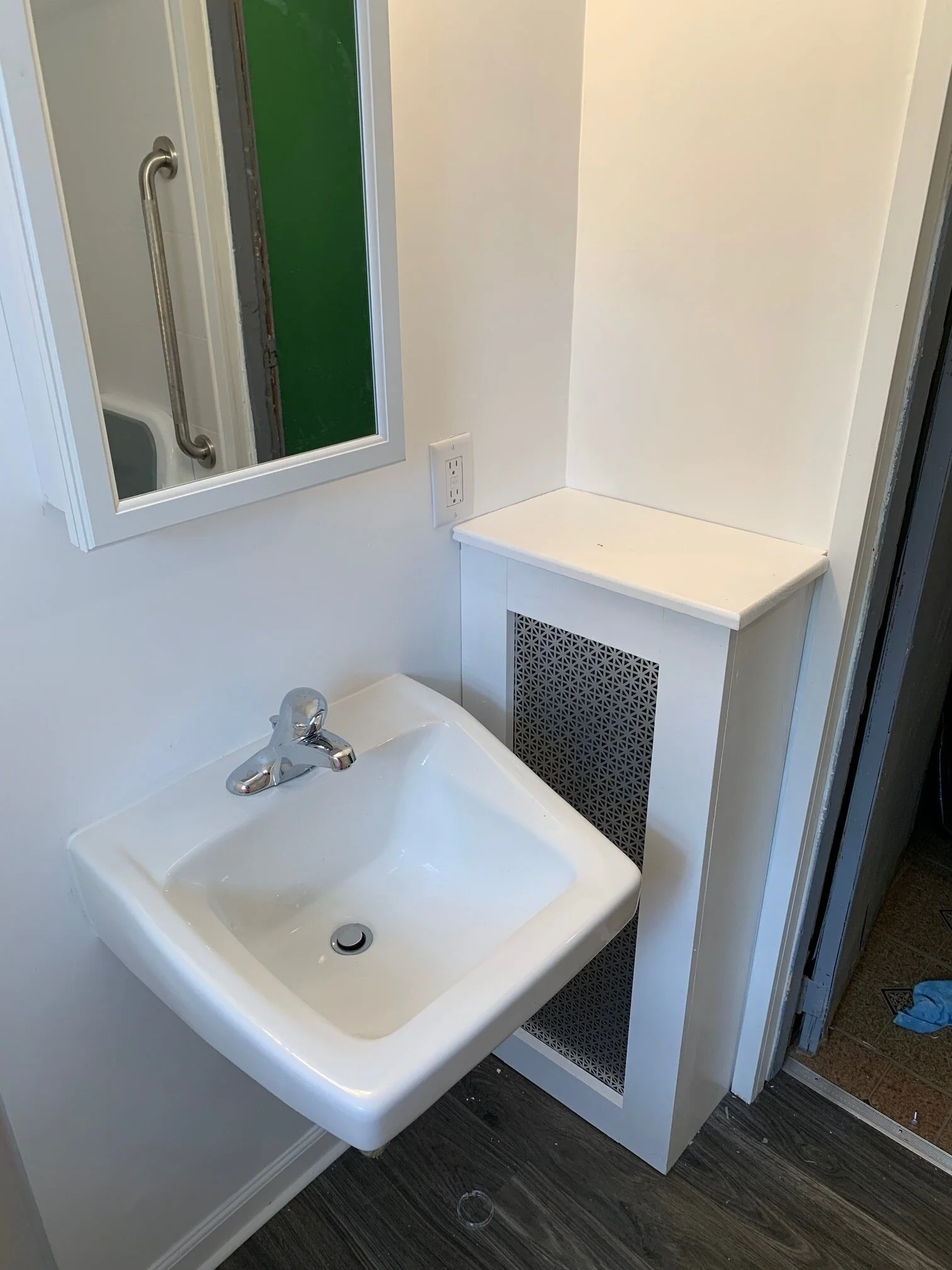 Installations — Markell Inc