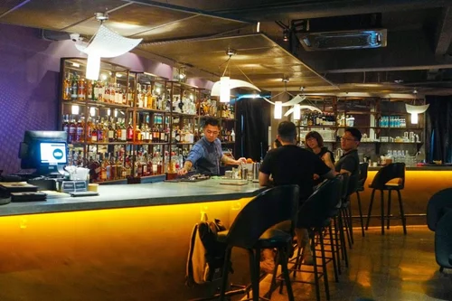 Top 7 TTDI Bars You Can’t Miss for the Best Night Out — Yin Homes