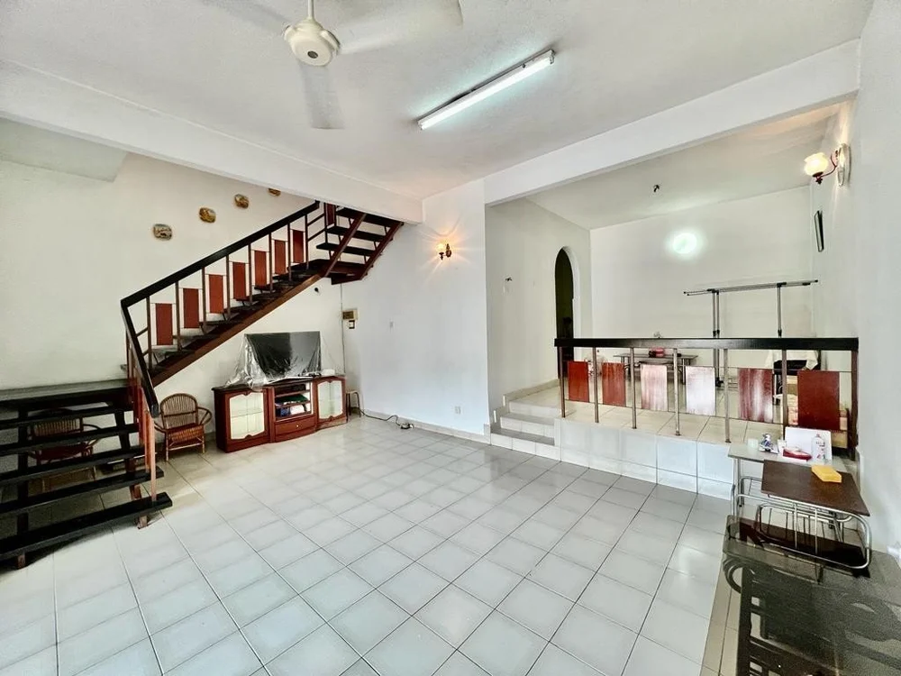 The Allure of Guarded House in TTDI — Yin Homes