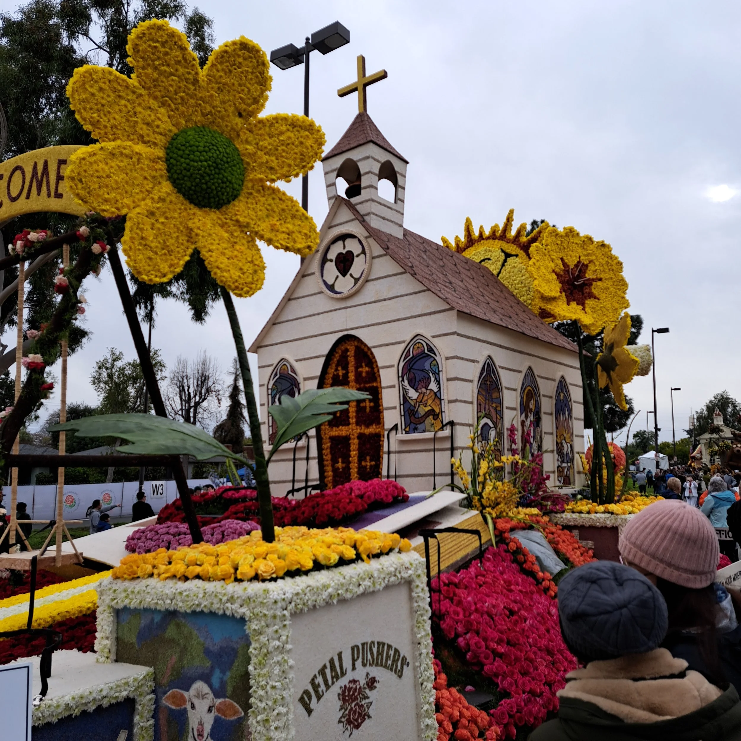 ROSE PARADE, FLOAT DECORATING & SOUTHERN CALIFORNIA — Christian Travel ...