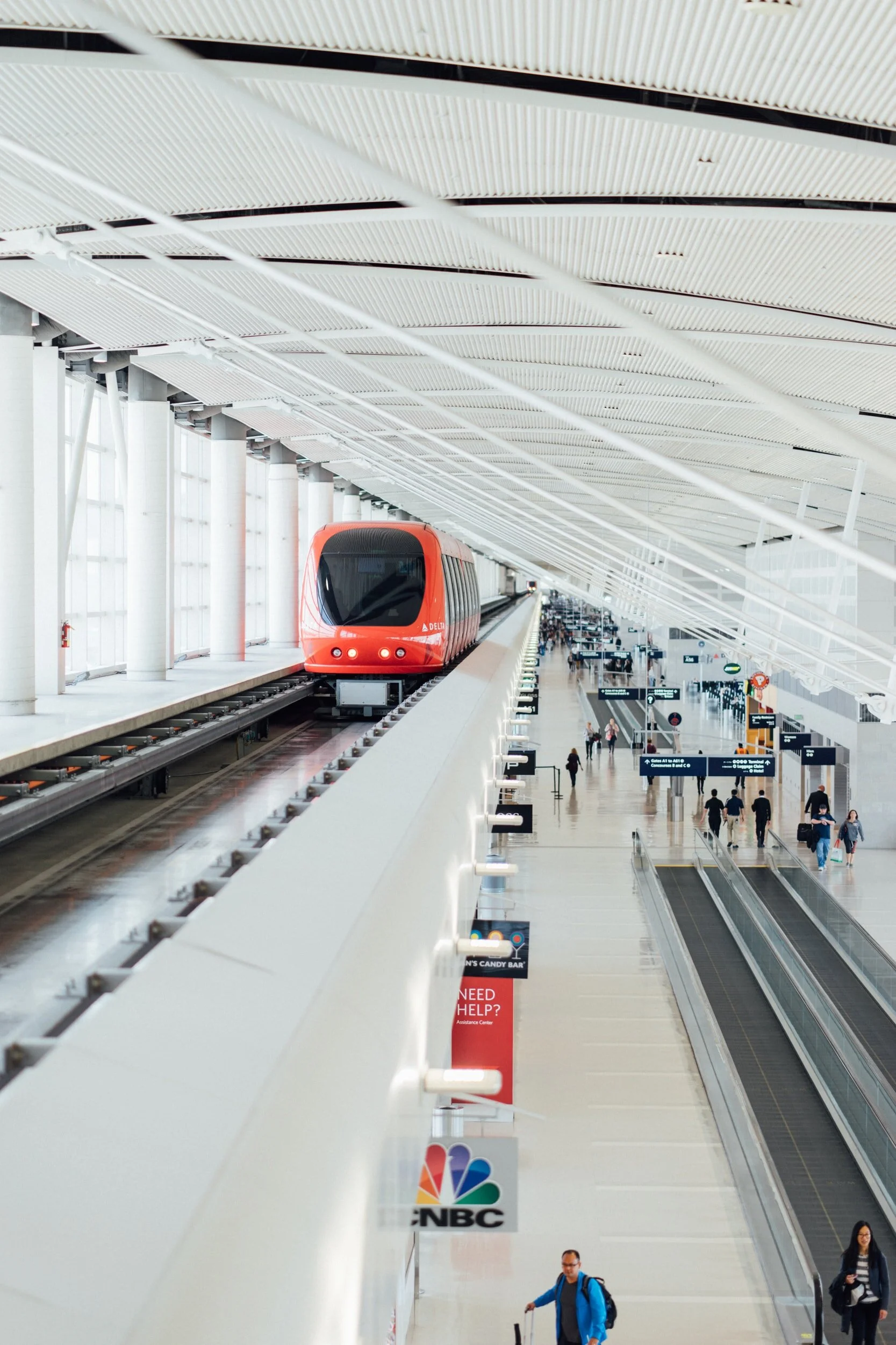 Detroit Airport Taxi — Metro Cab, Reliable Airport Transportation
